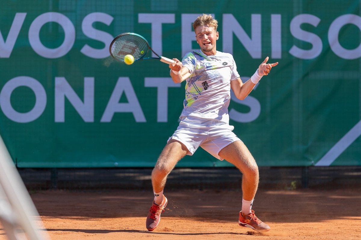 Butvilas skaudžiai krito pusfinalyje - Delfi sportas