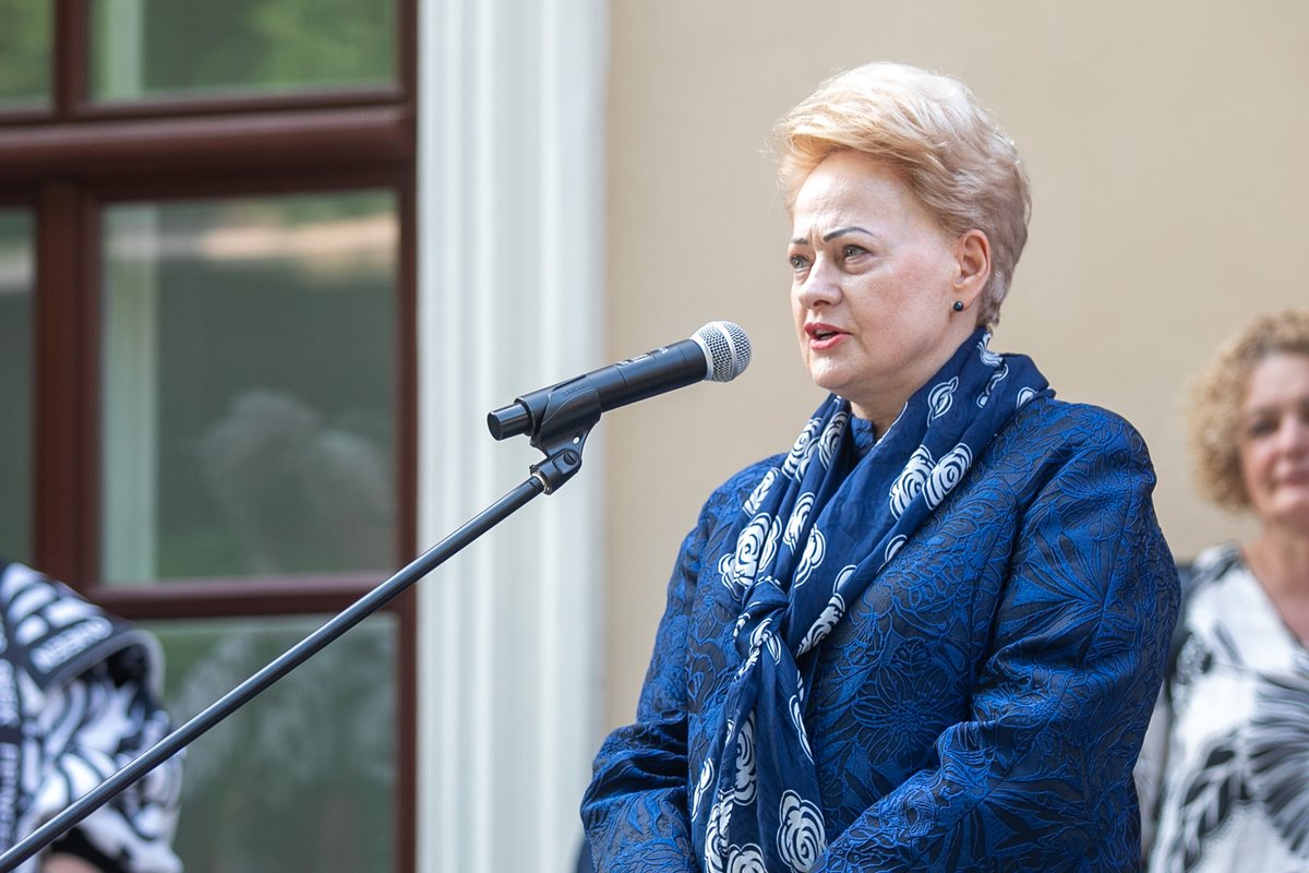 Grybauskaitė pasisakė Sausio 13-osios proga - Delfi