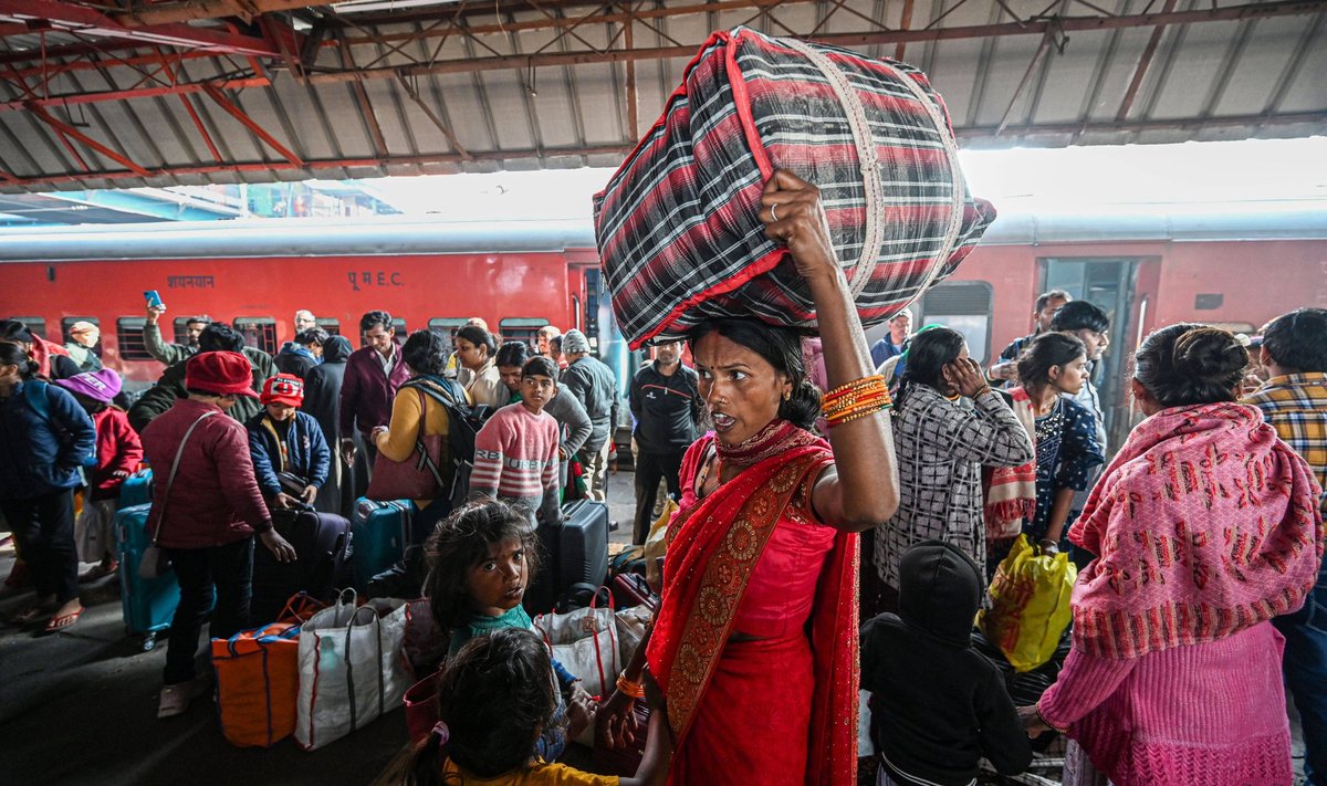 Indijos sostinės gyventojus auštant pažadino galingas žemės drebėjimas ...