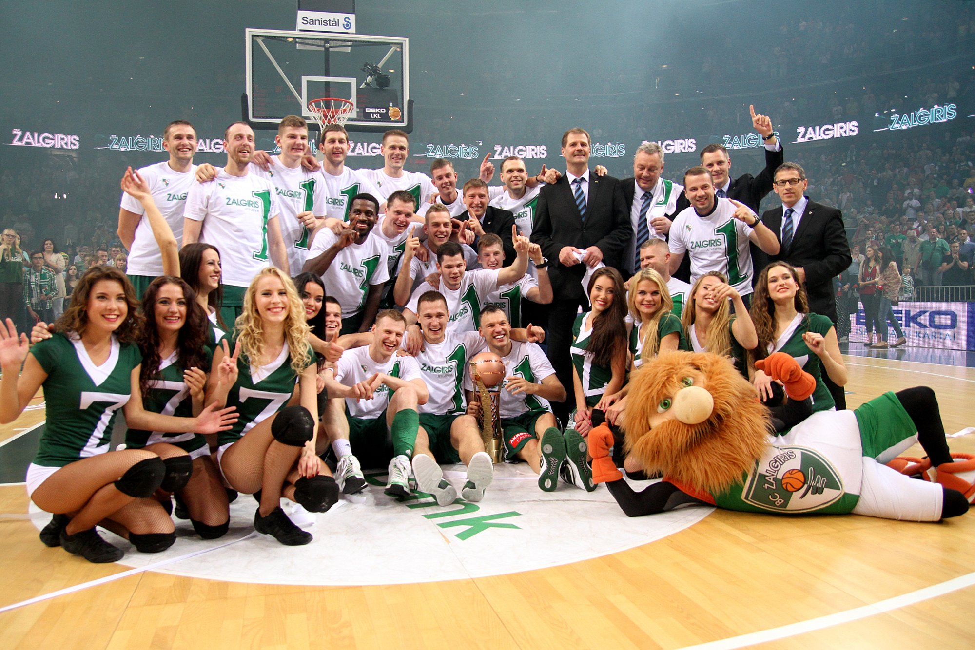 Nenugalimas „Žalgiris“ šešioliktą kartą tapo LKL čempionu! - Delfi sportas