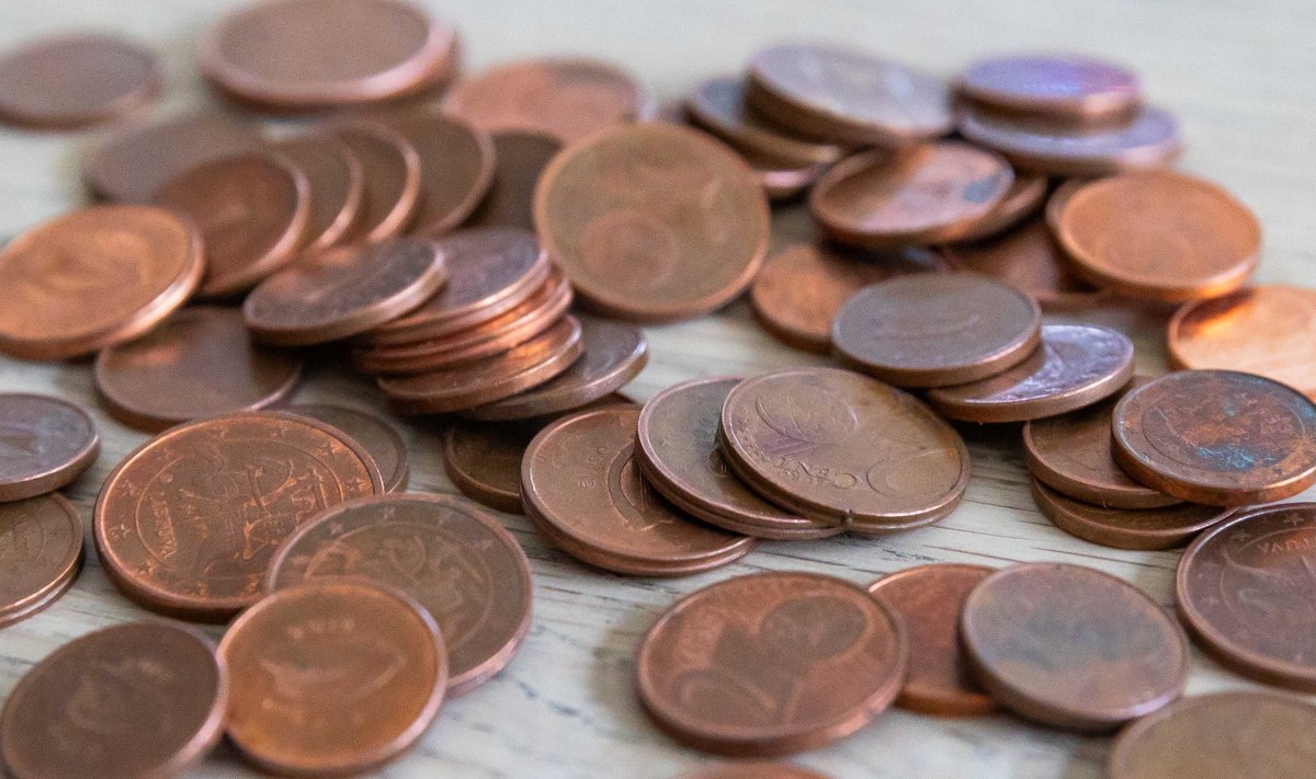 1 ir 2 centų monetos: sugrįžusias iš apyvartos Lietuvos bankas gali net ...