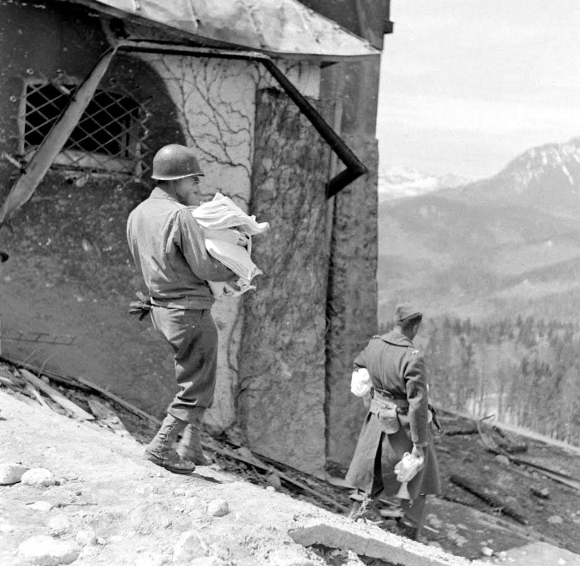 „Erelio lizdu“ vadinta Hitlerio slėptuvė ir namai – vieta, kurioje ...