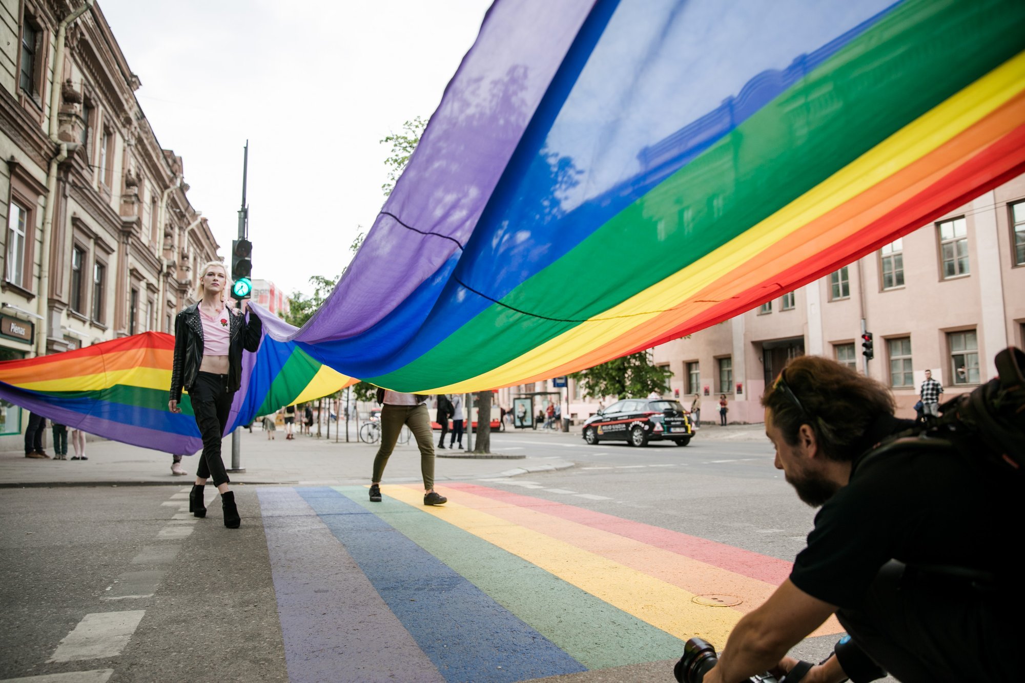 Vilnius opens rainbow crosswalk to mark LGBT rights - Delfi EN