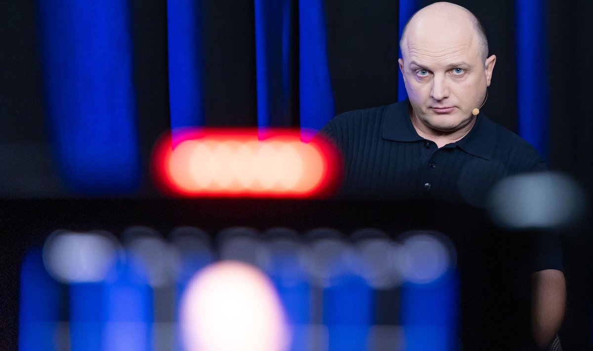 Teismui perduota prekybos poveikiu byla, vienas įtariamųjų – Dargis - Delfi