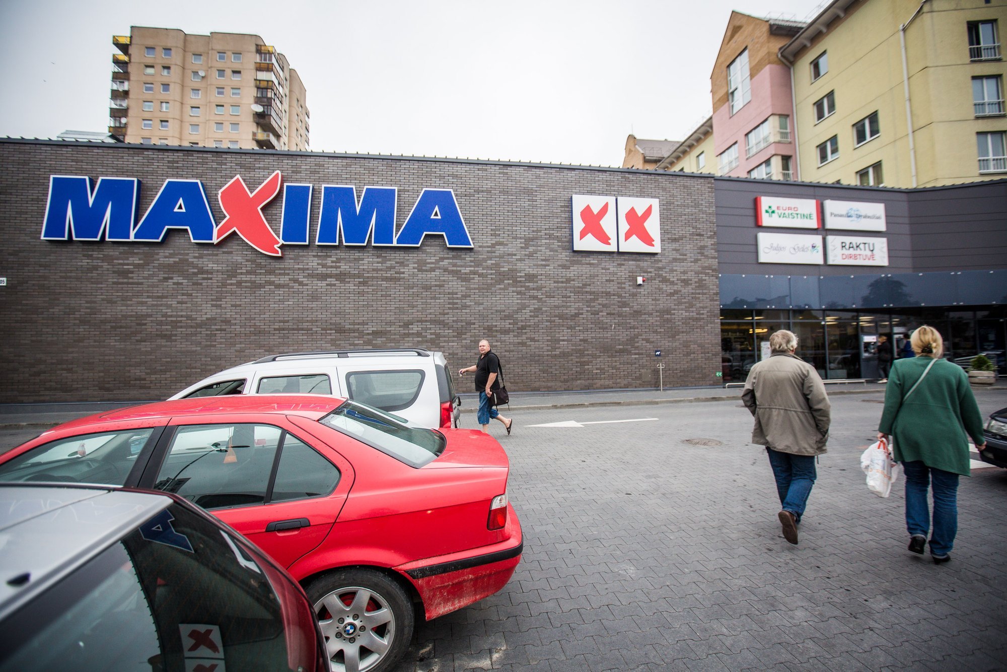 Po darbuotojų apklausos „Maxima“ apsisprendė: pirmąją šv. Kalėdų dieną parduotuvės nedirbs ...