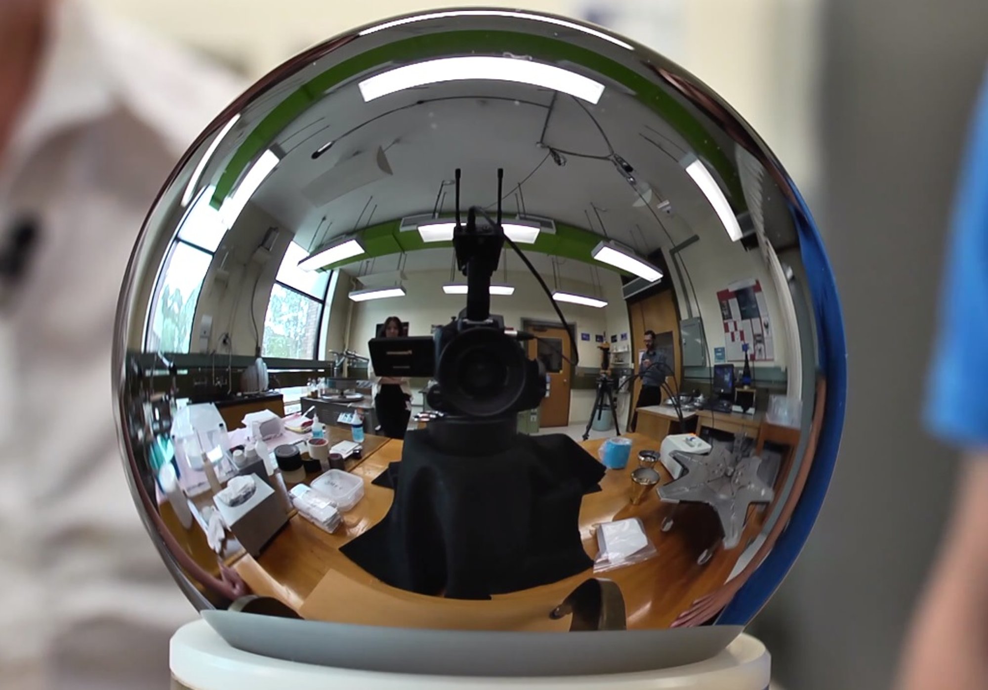 Apvaliausias objektas pasaulyje kainuoja milijoną eurų - Delfi mokslas