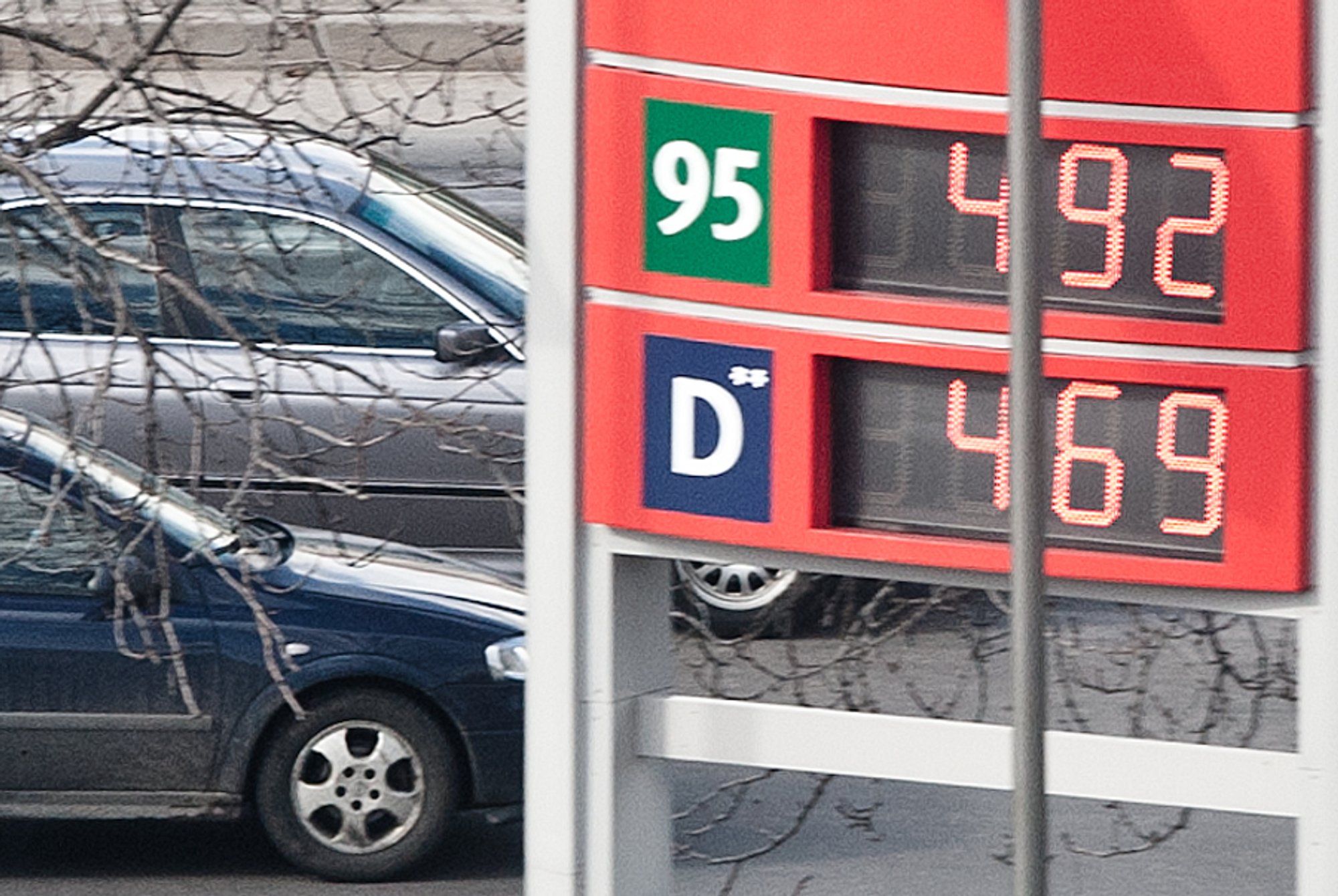 Aštuoni centai – ir litras benzino kainuos penkis litus - Delfi verslas