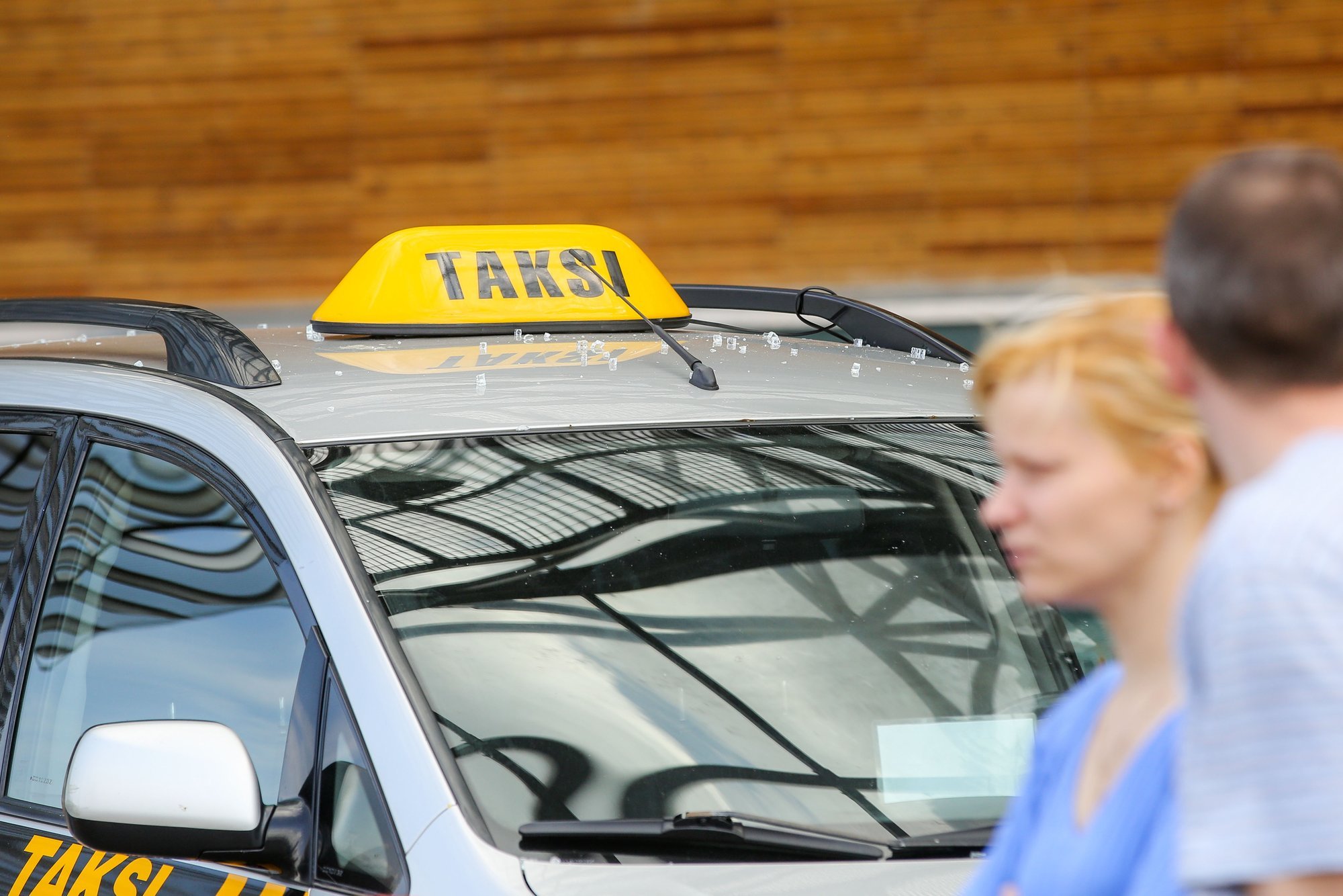 Skaitytojo skundas išvertė iš lovos taksi įmonės vadovą - Delfi kartu