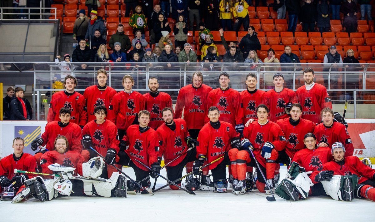 Lietuvos ledo ritulio rinktinė laimėjo Tautų taurės kovas Elektrėnuose ...