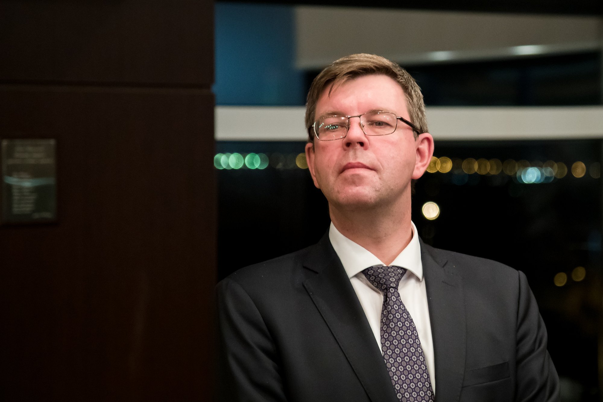 Pasibaigus kadencijoms, atšaukiami ambasadoriai Ukrainoje, Čekijoje - Delfi