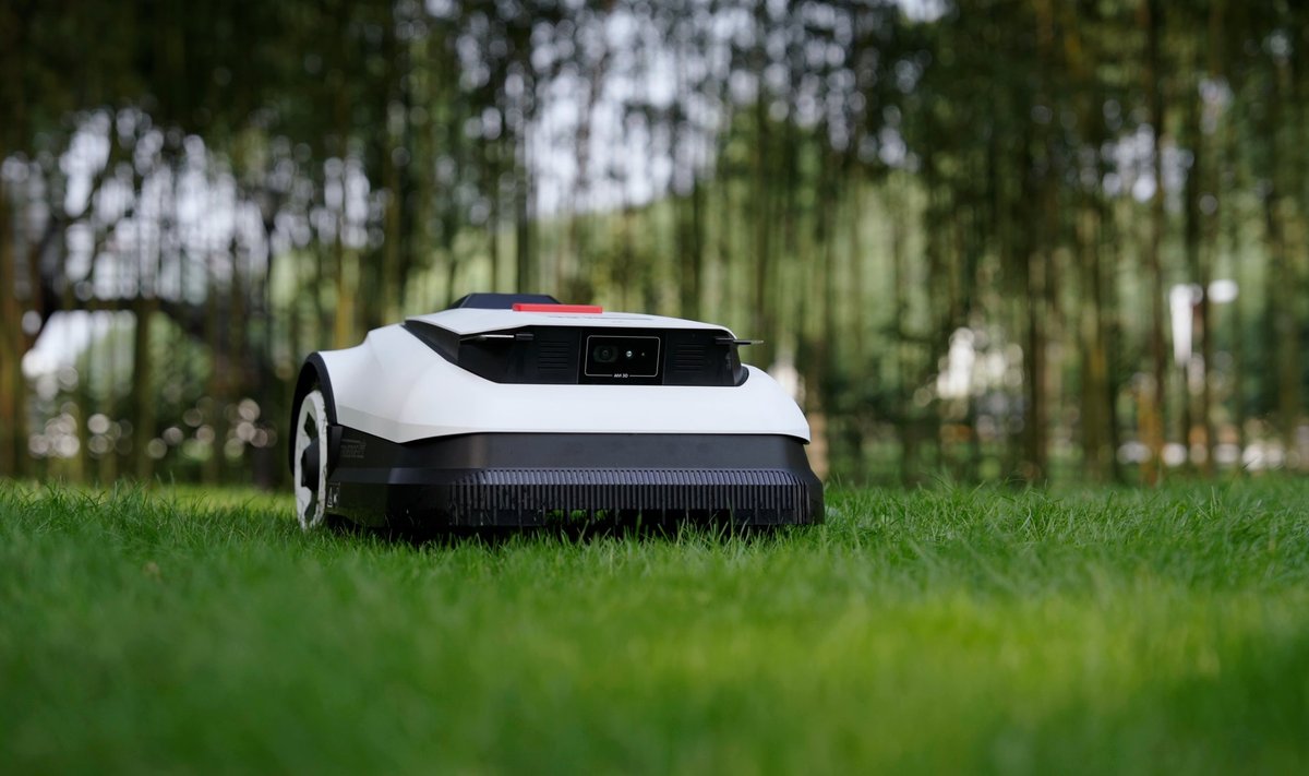 ECOVACS robotai-žoliapjovės robotai vejos priežiūrai - Delfi būstas