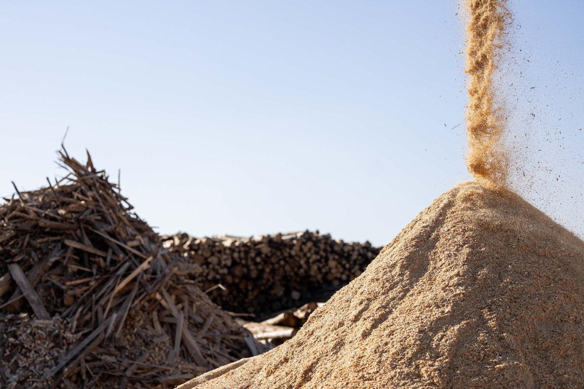 „Baltpool“: šilumos kainos praėjusį šildymo sezoną grįžo į prieškarinį ...