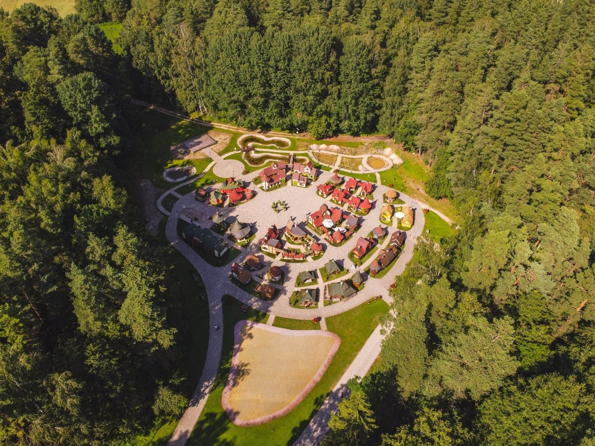 Uragano nuniokotas Tervetės gamtos parkas Latvijoje - Delfi kelionės