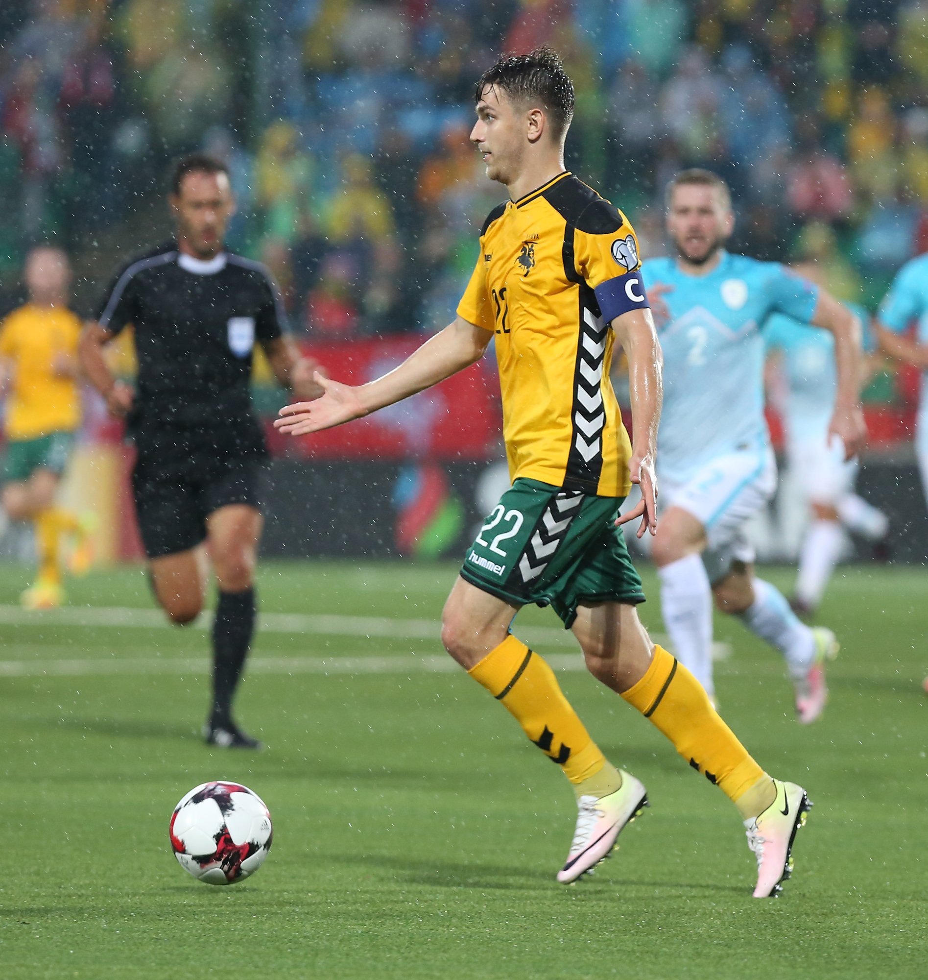 F. Černycho ir A. Novikovo atstovaujama komanda Lenkijoje patyrė ...