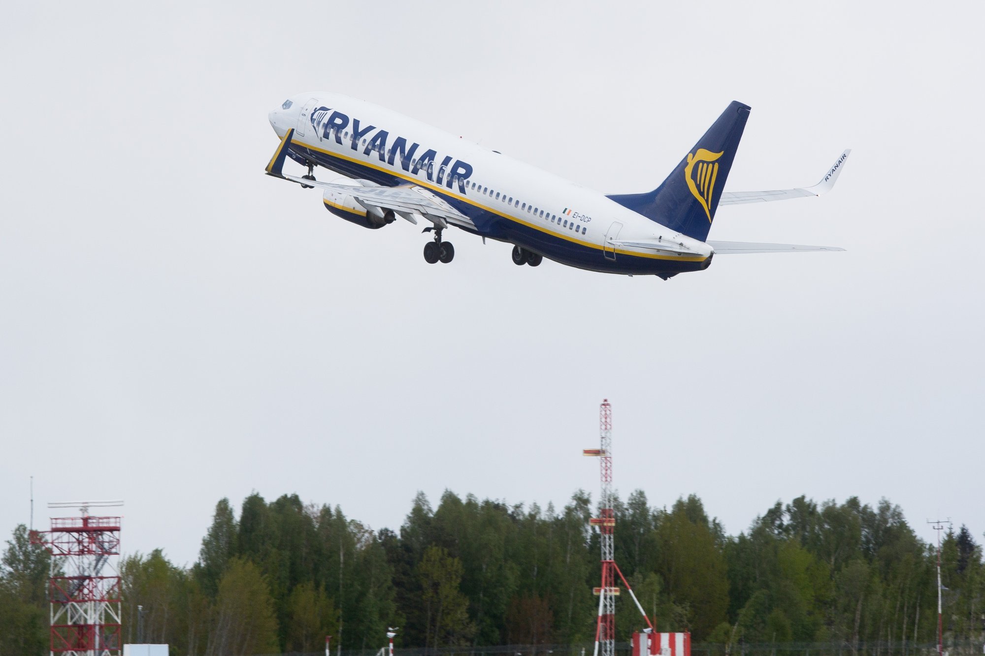 Ryanair увеличивает число полетов из Литвы - Delfi