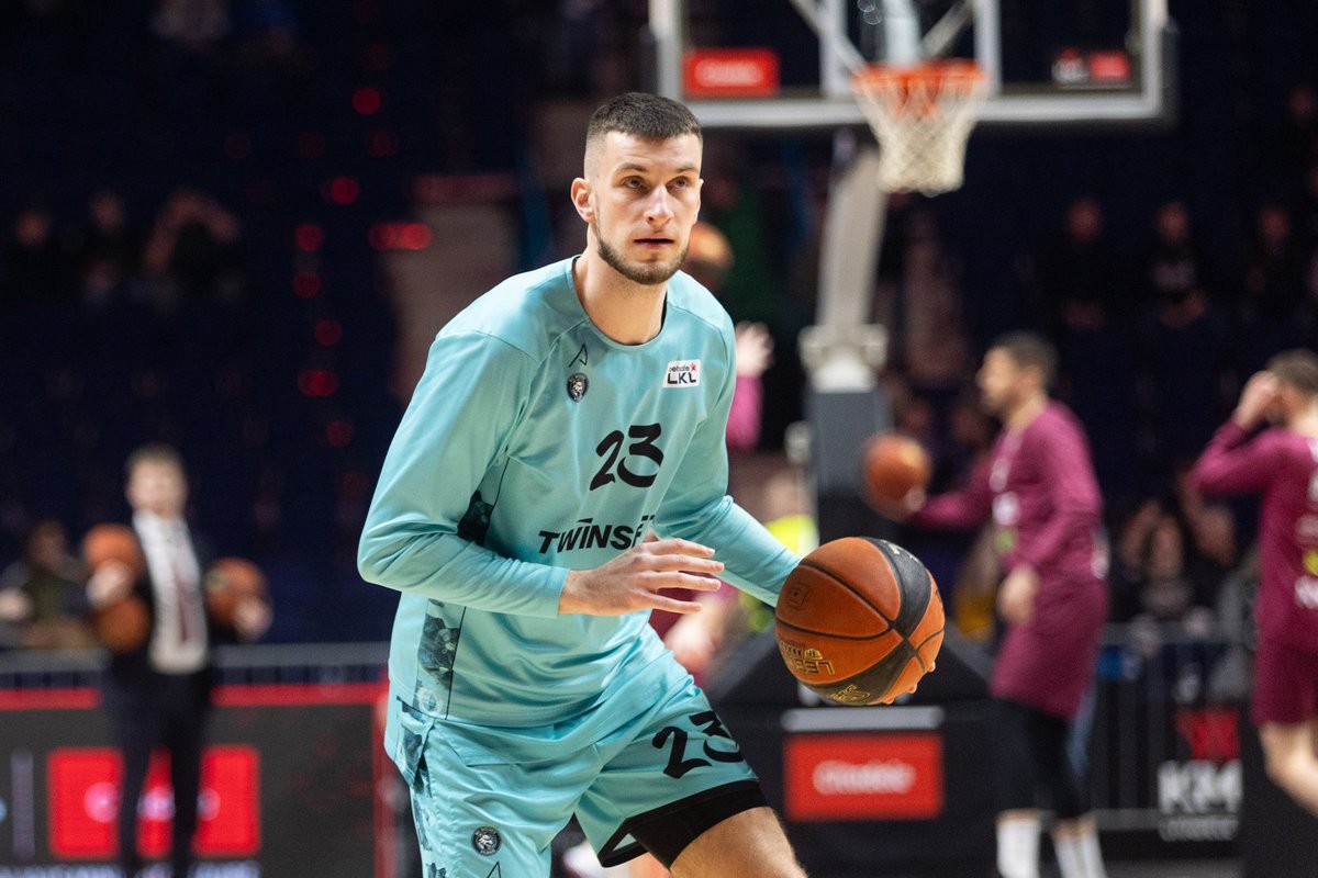 Smūgis „Wolves“: Jogėla ilgam iškrito iš rikiuotės - Krepšinis.lt