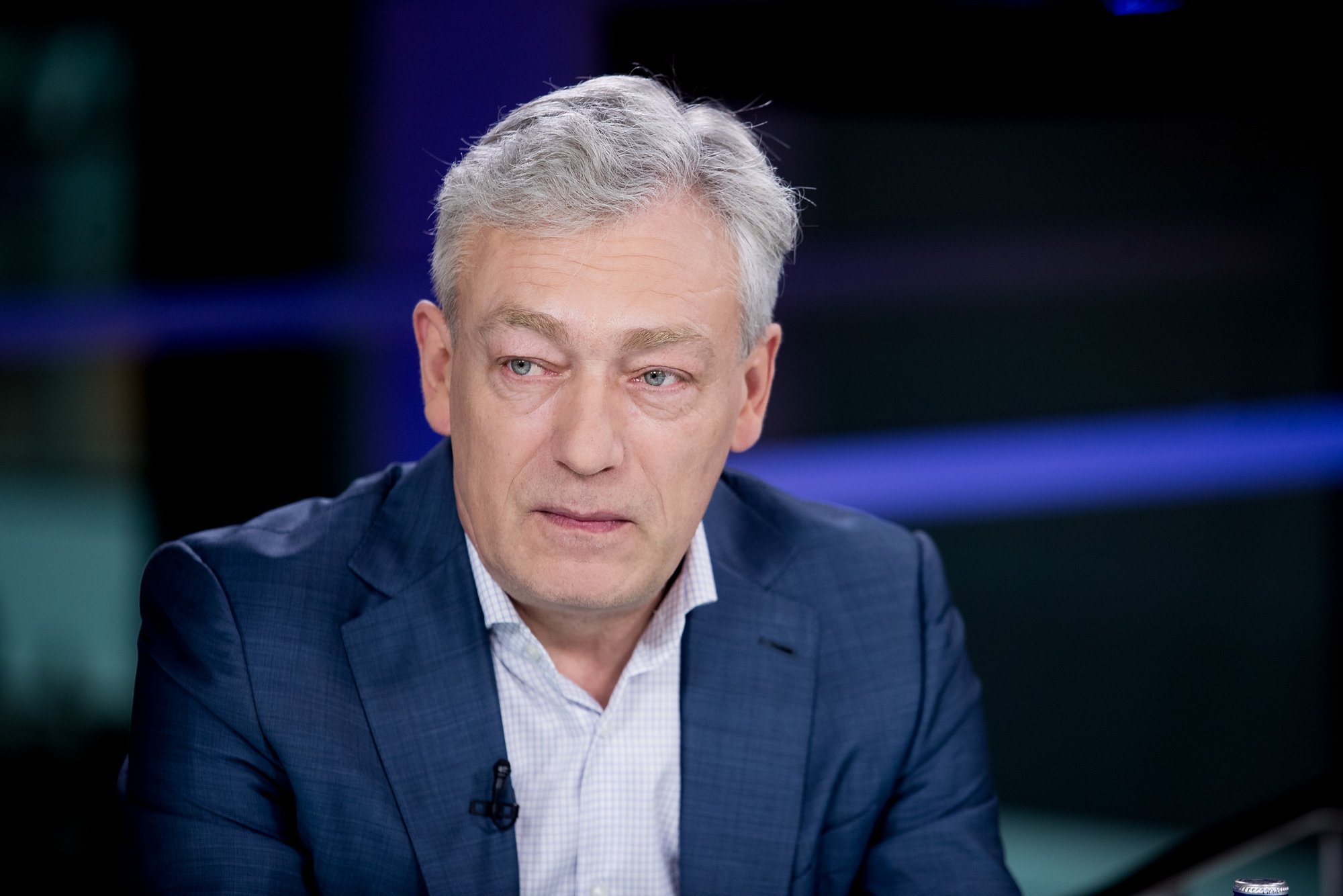 Lina manė, kad pilvas didėja dėl amžiaus, tačiau tai buvo 20 cm auglys ...