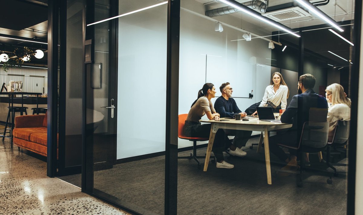 Vadovo patarimas kolegoms – bendrauti su skirtingais žmonėmis - Delfi ...