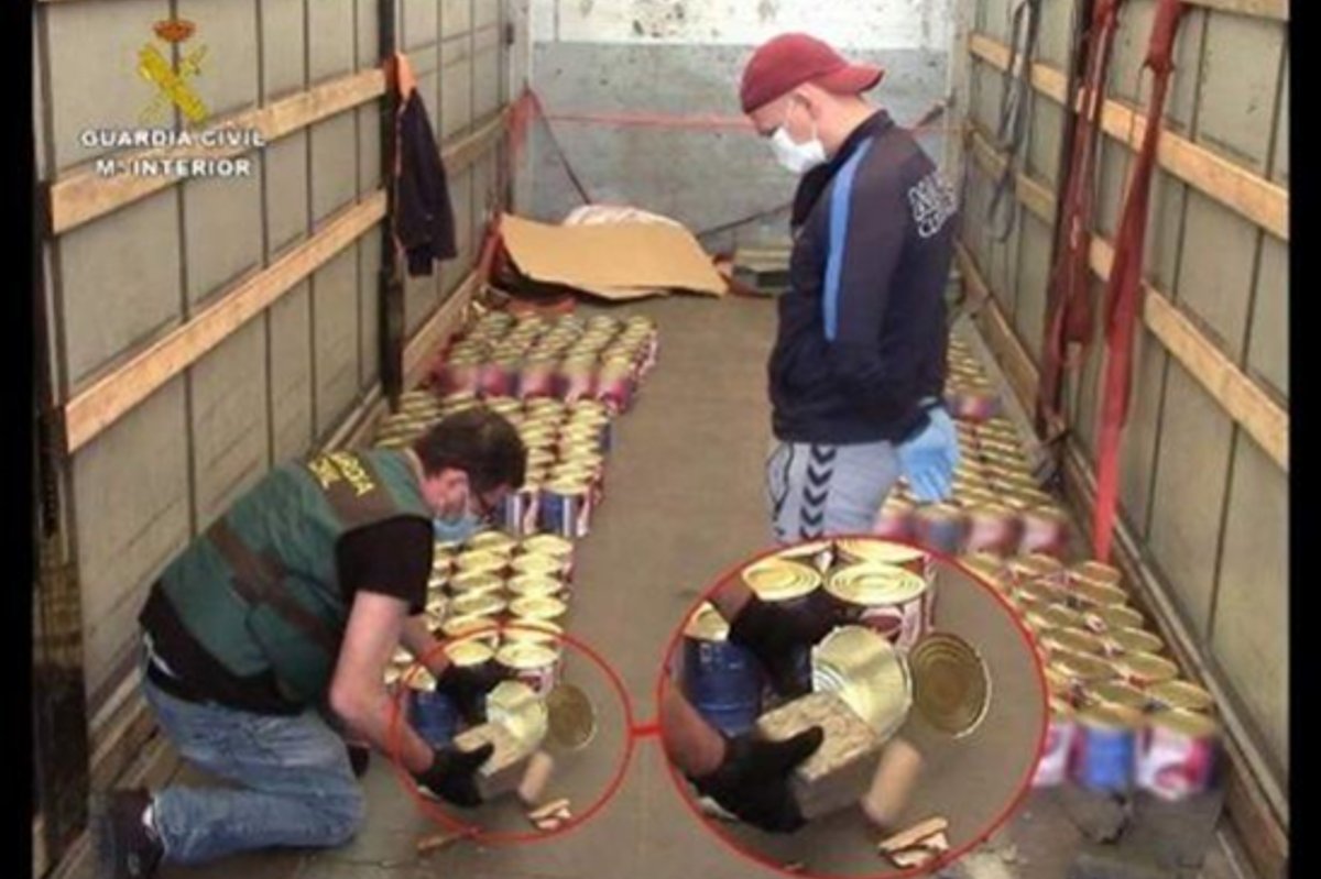 Hašišas Ispanijoje, tabako fabrikai Belgijoje ir galiausiai – teismas ...