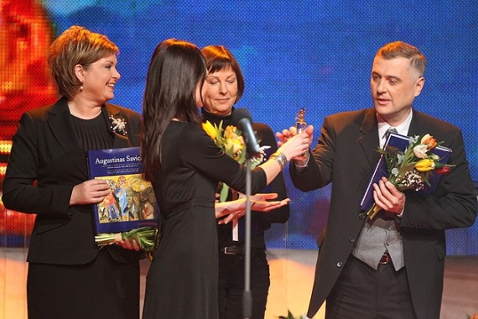 LRT „Bitinukai“ – Tetai Betai ir Gustavui - Delfi verslas