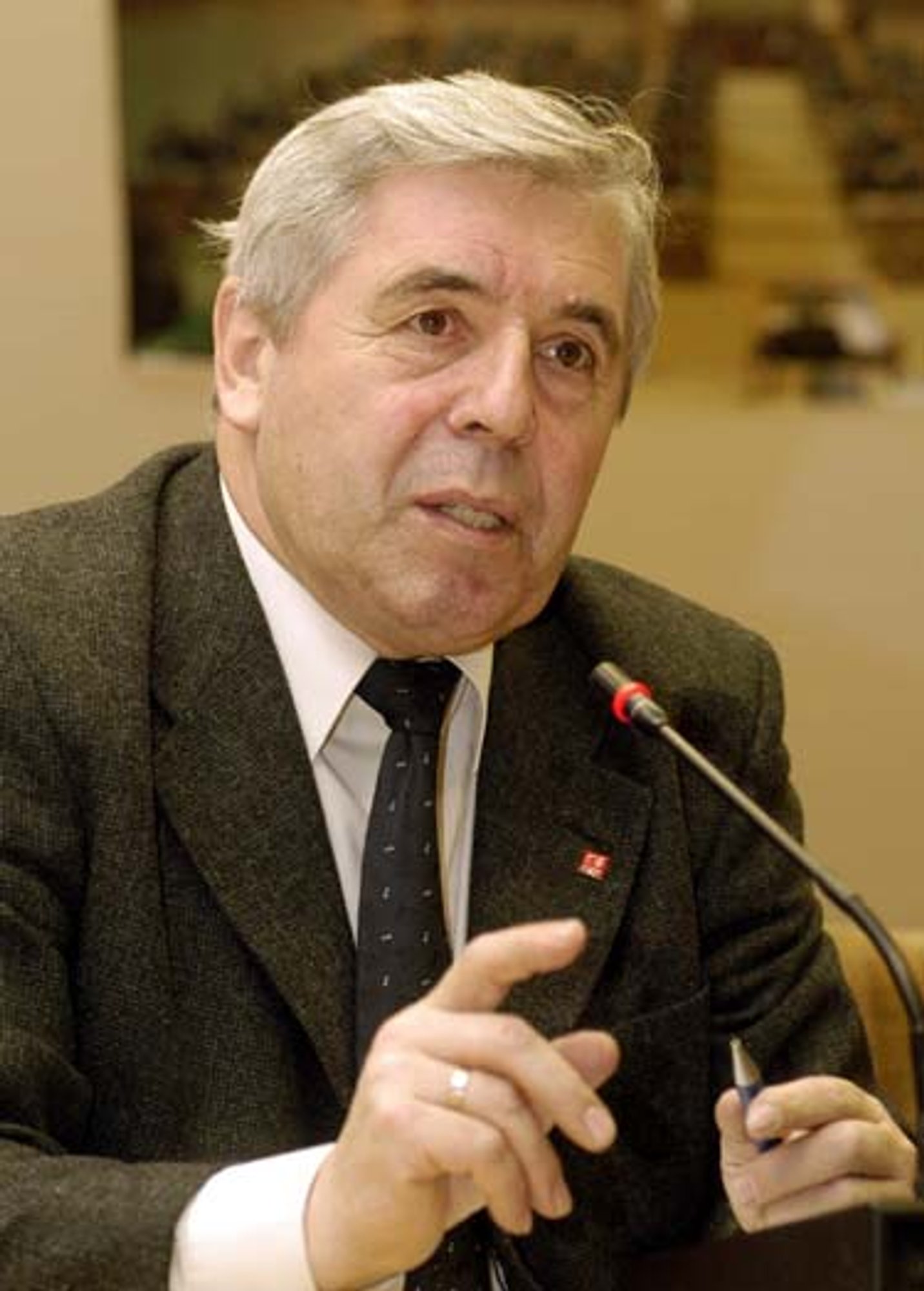 ES su Baltarusija siūloma bendrauti per Lietuvą - Delfi