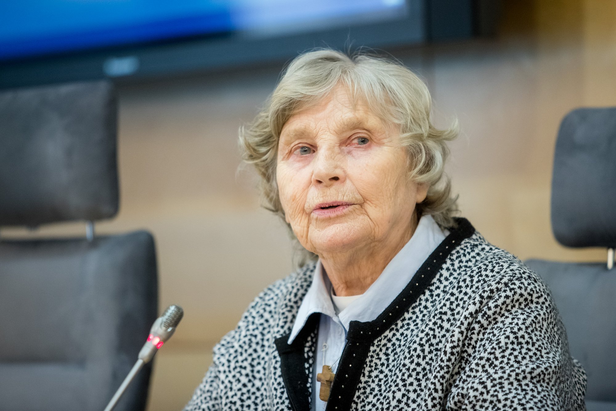 Nijolės Sadūnaitės knygos „Skubėkime daryti gera“ naujo leidimo ...