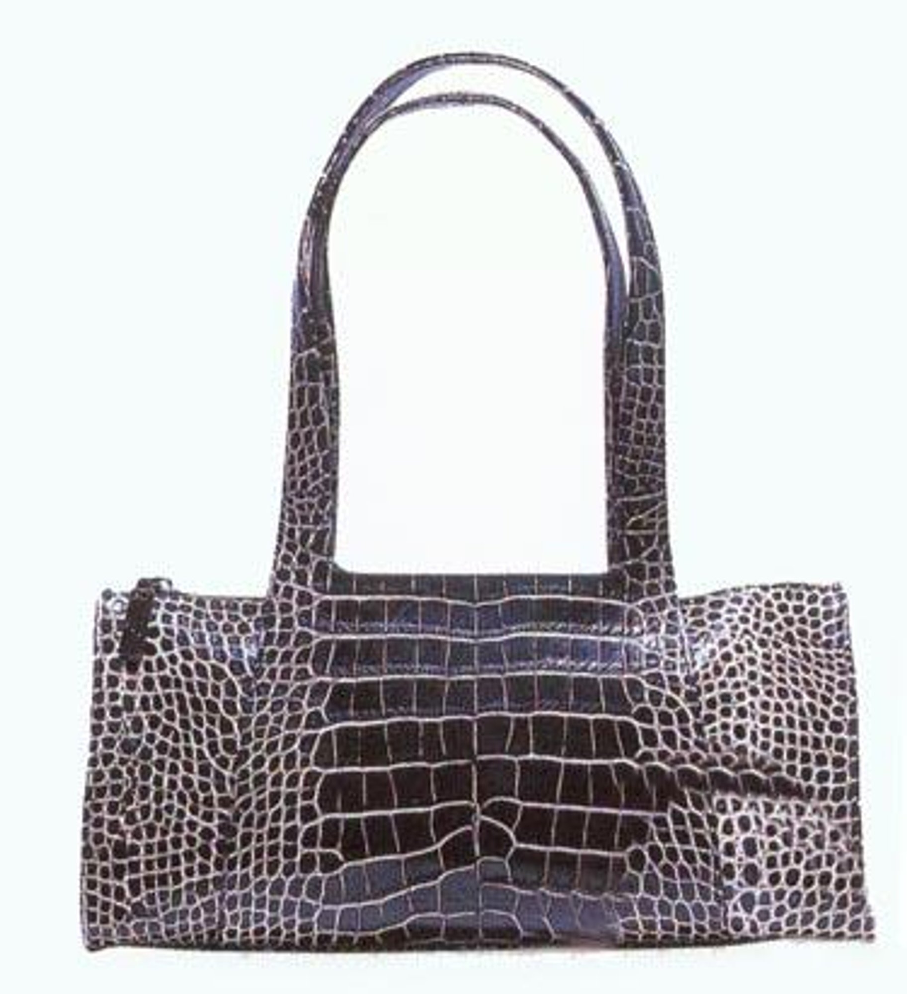 Klostelės ir reljefai - nauji rankinių ir batų akcentai - Delfi gyvenimas