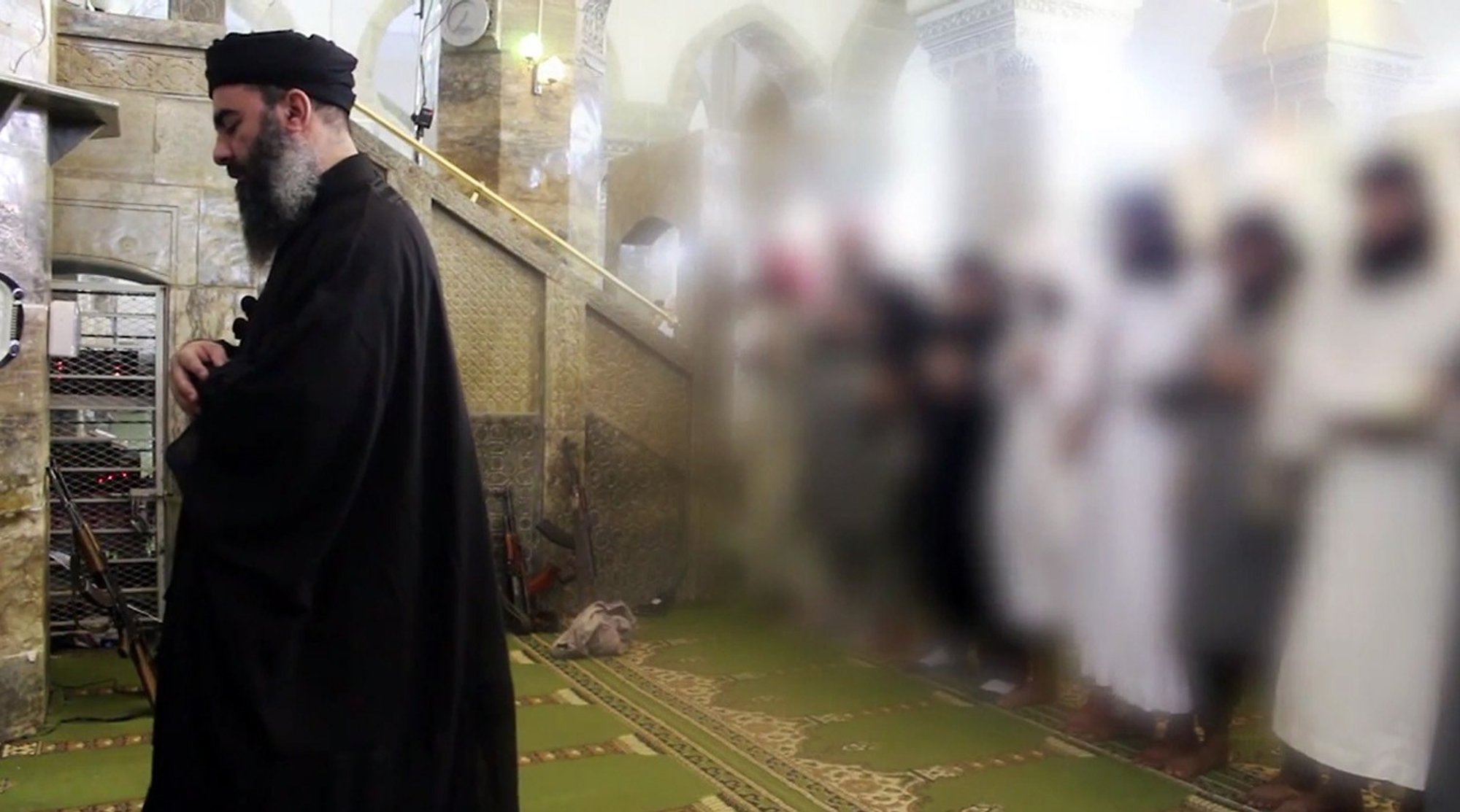 „Islamo valstybės“ smogikų vadeiva vedė europietę - Delfi