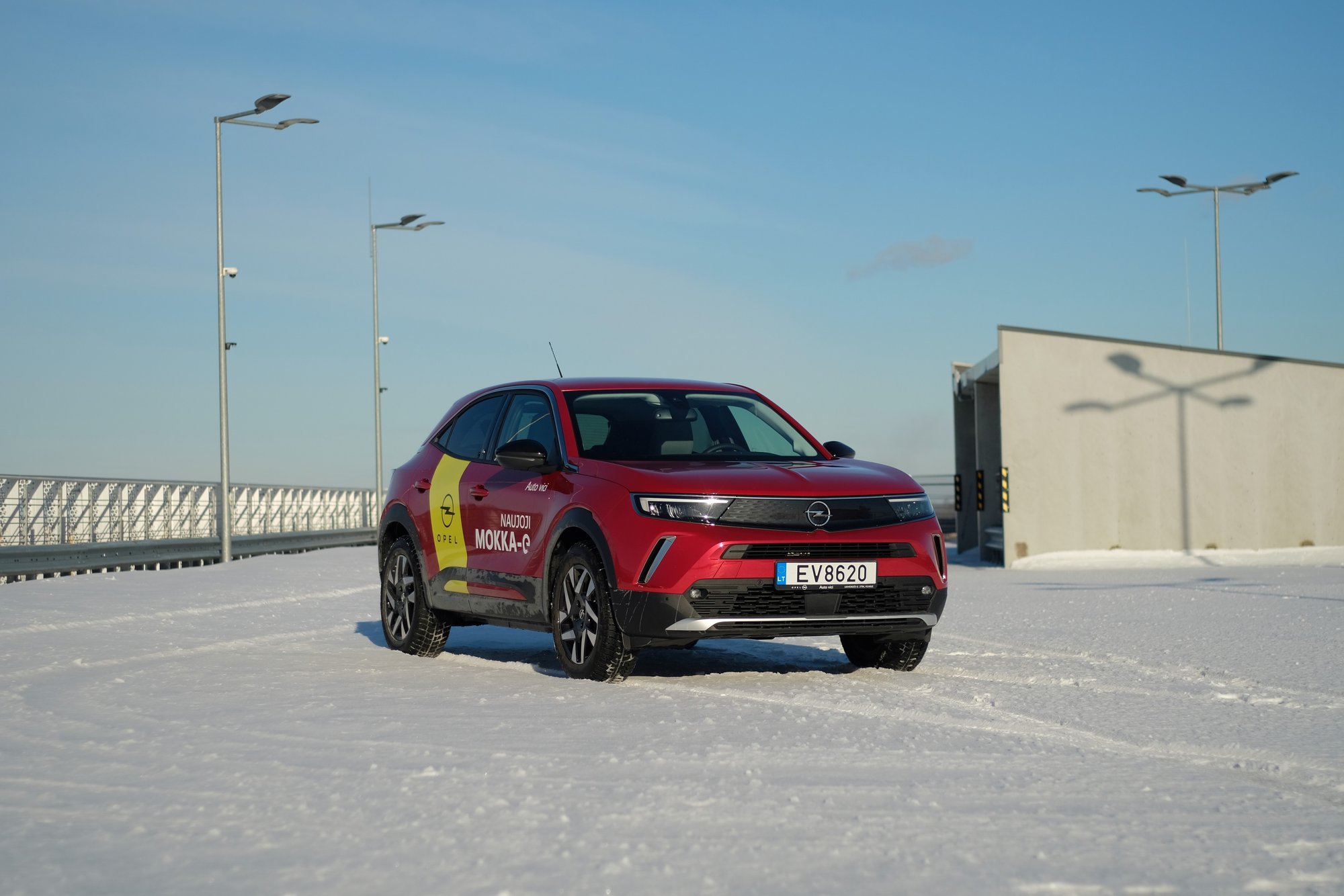 Opel Mokka-e“ testas: kodėl kai kurie mano, kad tai – geriausias naujas ...