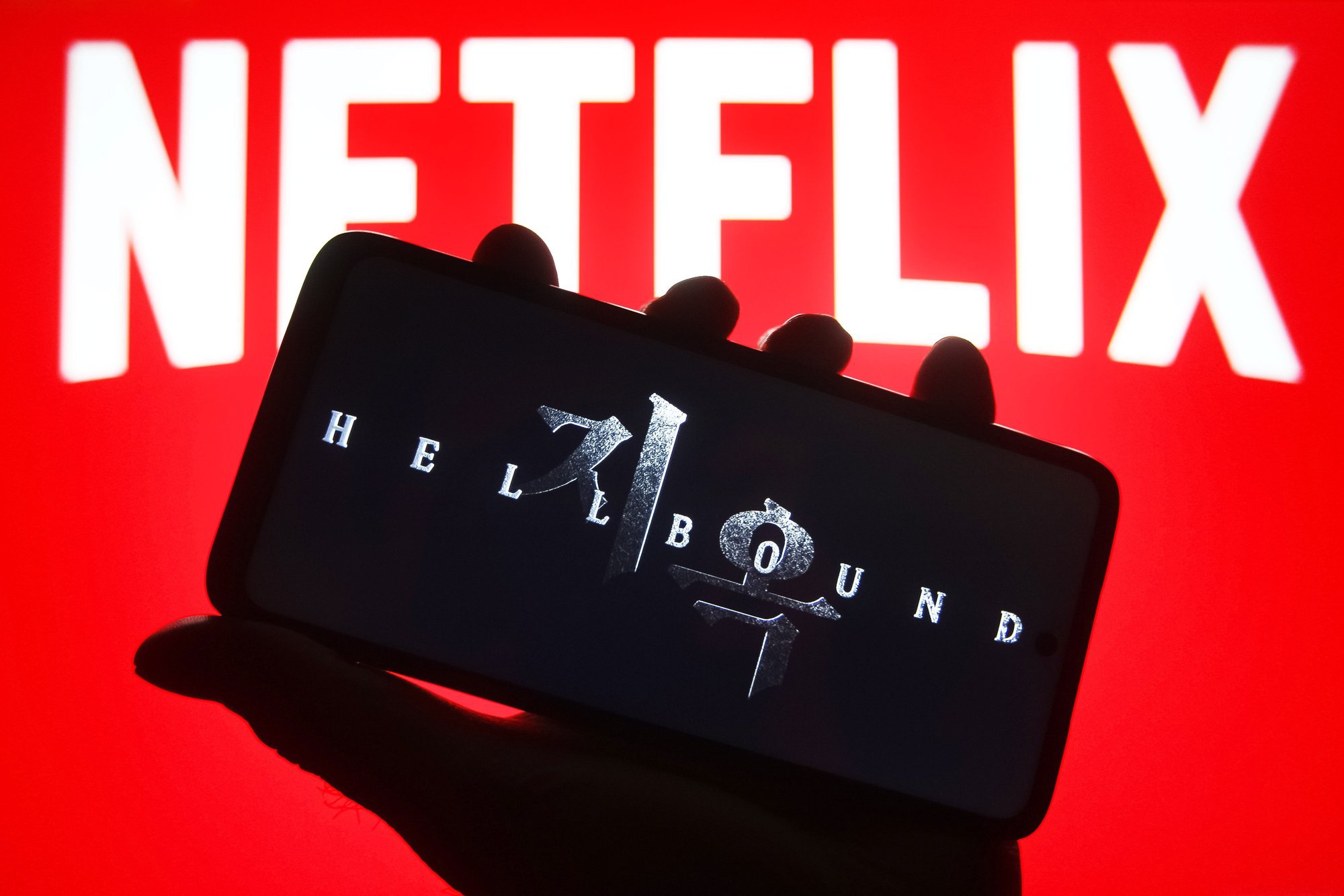 Pasirodė naujas „Netflix“ hitas: per naktį atsidūrė pirmoje vietoje ir ...