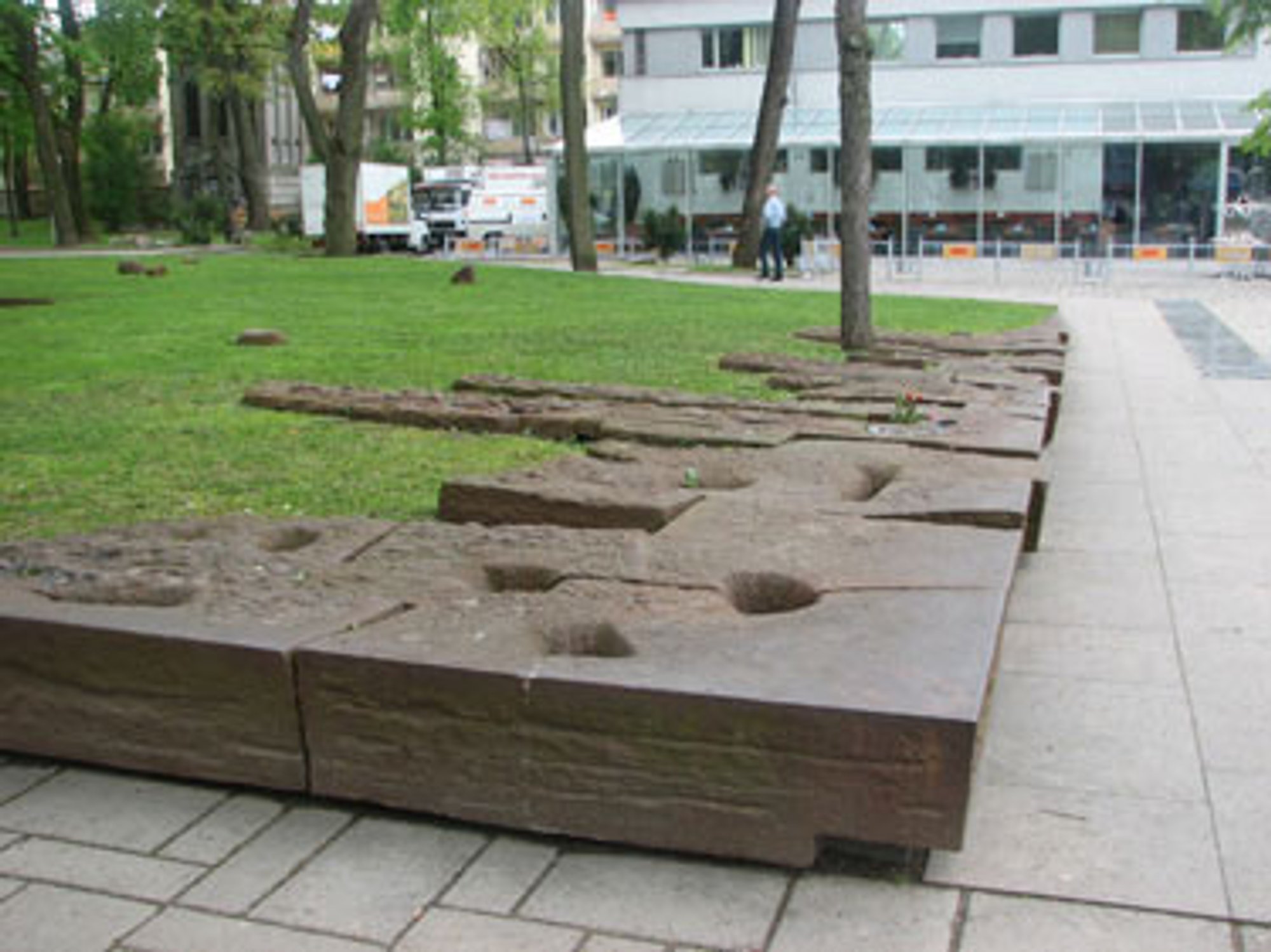 Minimos Romo Kalantos susideginimo metinės - Delfi