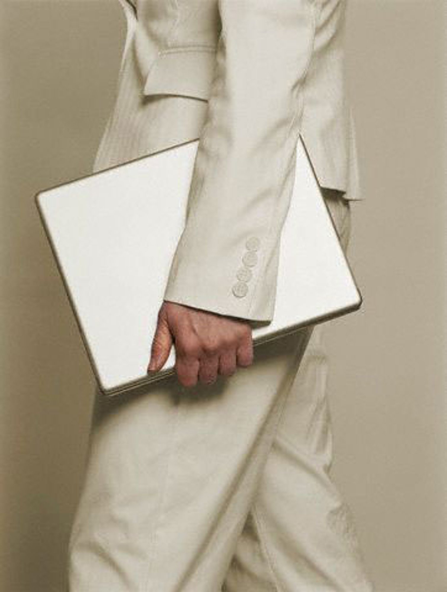 hanza.net veikla atstatyta (atnaujinta) - Delfi verslas