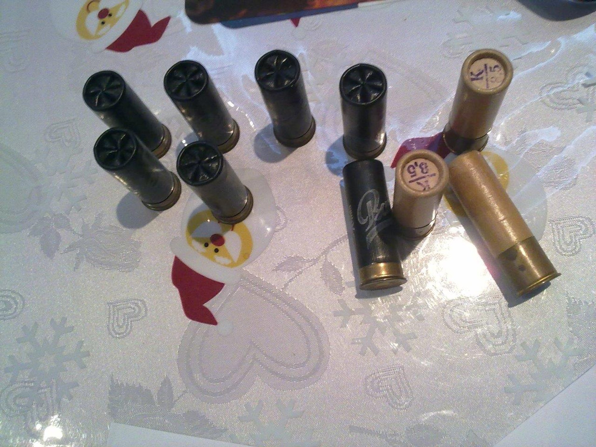 Sandoris pareigūnams: paleisti už 40 000 litų kyšį - Delfi