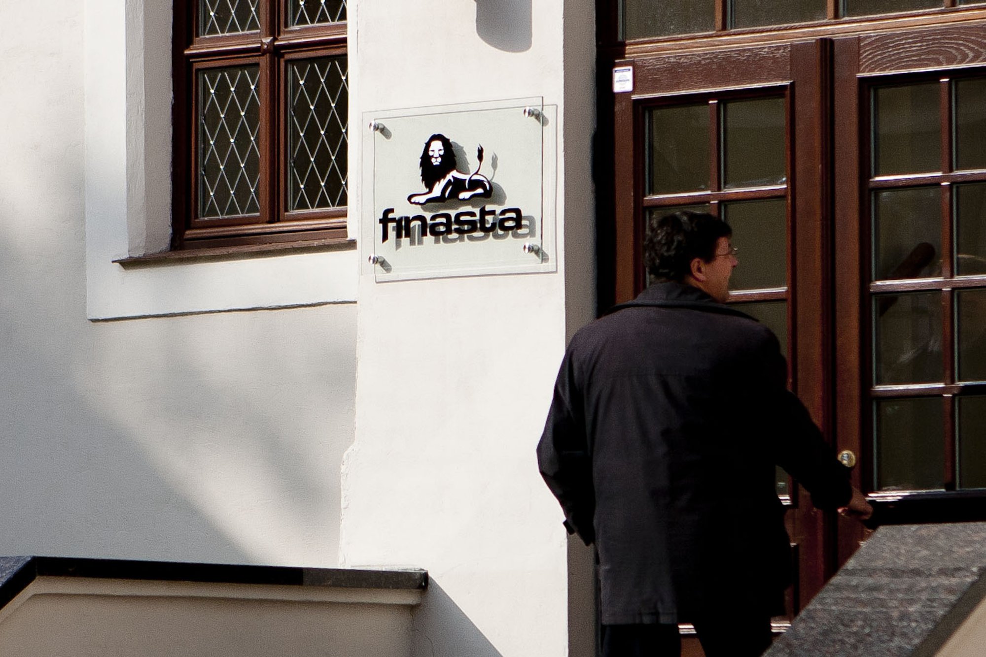 „Finasta“ liko be savo veido - Delfi verslas