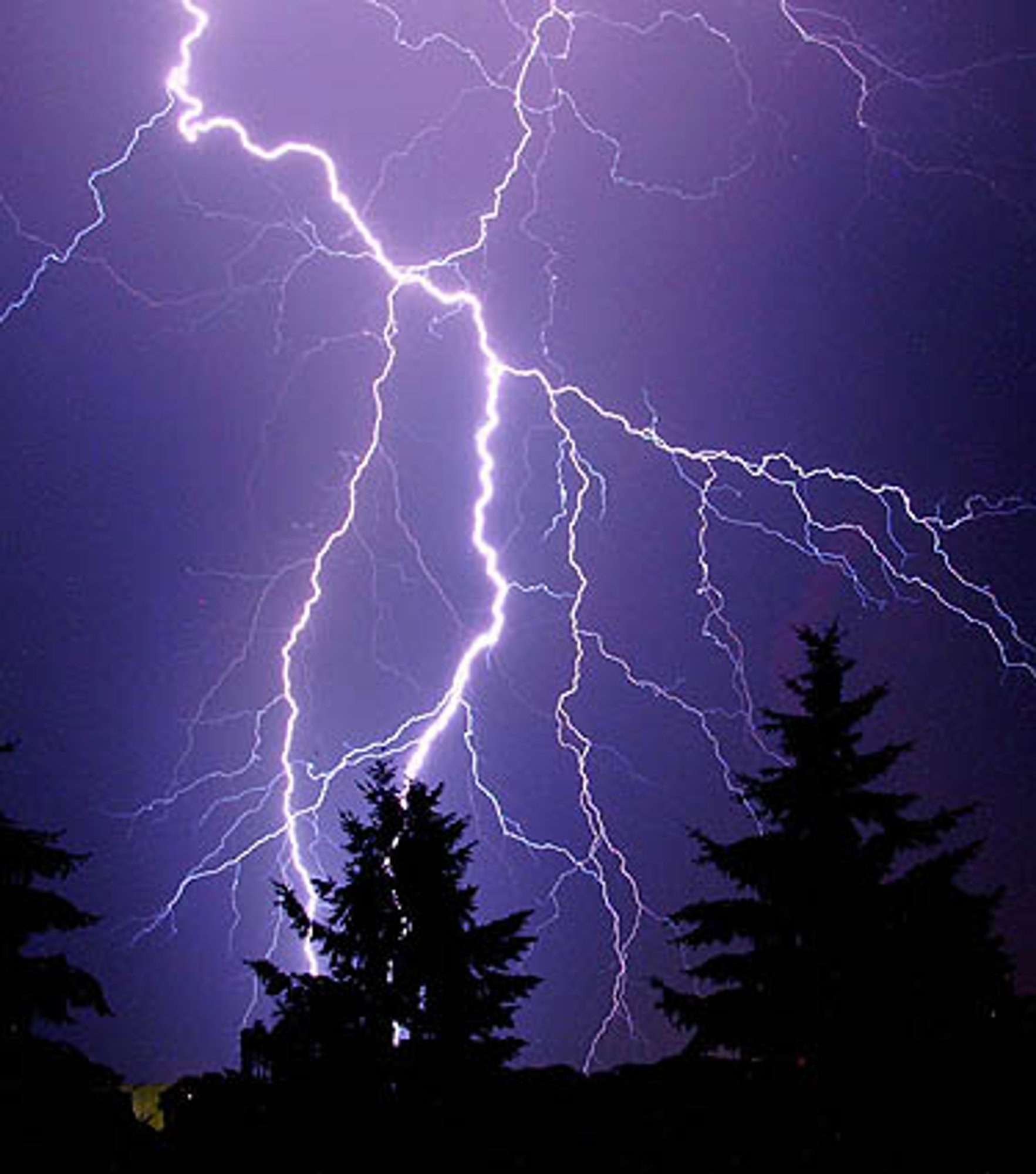 Prie inkų gyvenvietės Lietuvos pilietį nutrenkė žaibas - Delfi