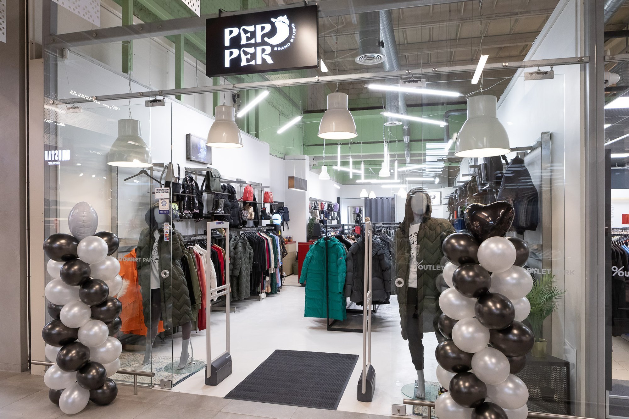 Nauja „Pepper Brand Studio“ – žinovų atrinkti mados perliukai - Delfi ...