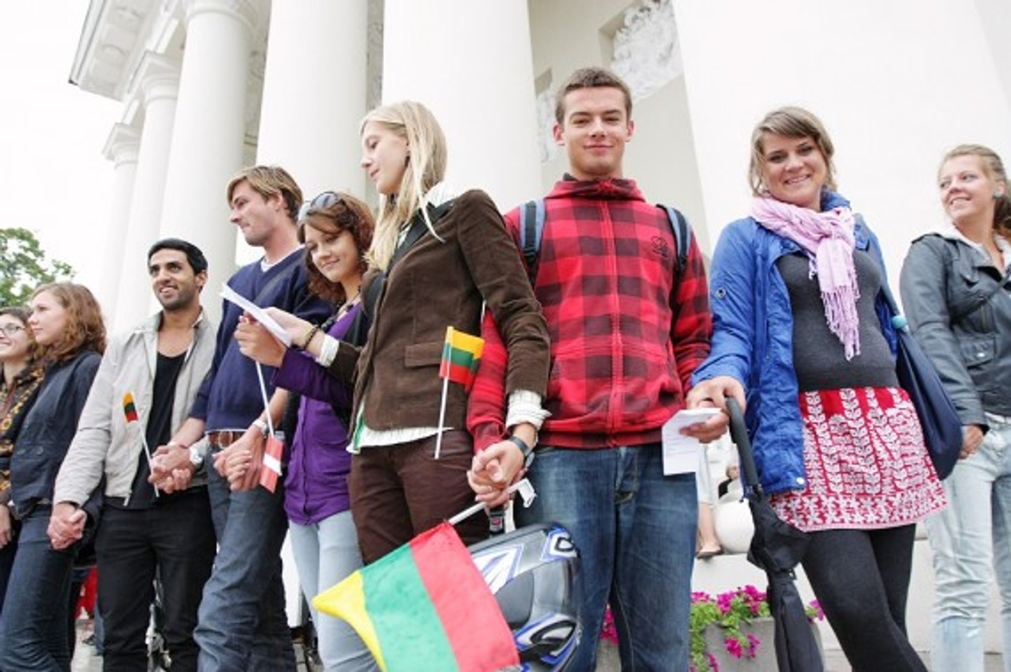 Jaunimas nebesupranta, kas yra „meldai“, tačiau lietuvių kalbos mokosi ...