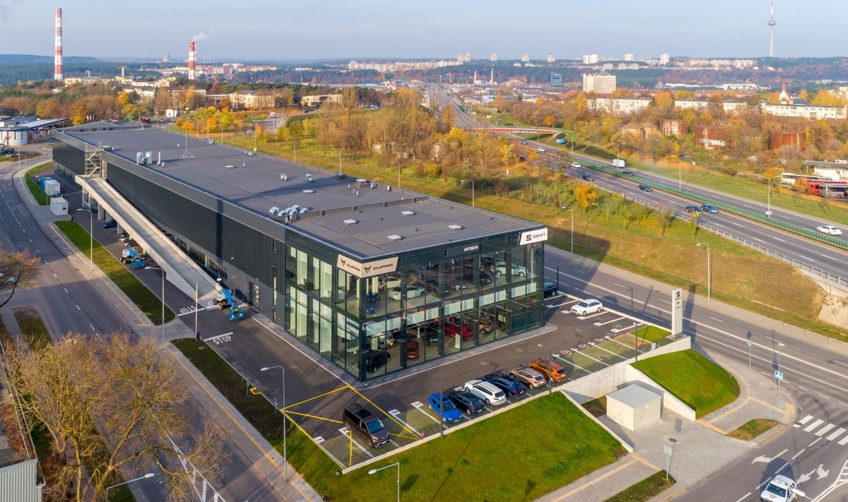 Žiniasklaida: „Autojuta“ Kaune pradeda naujo automobilių centro ...