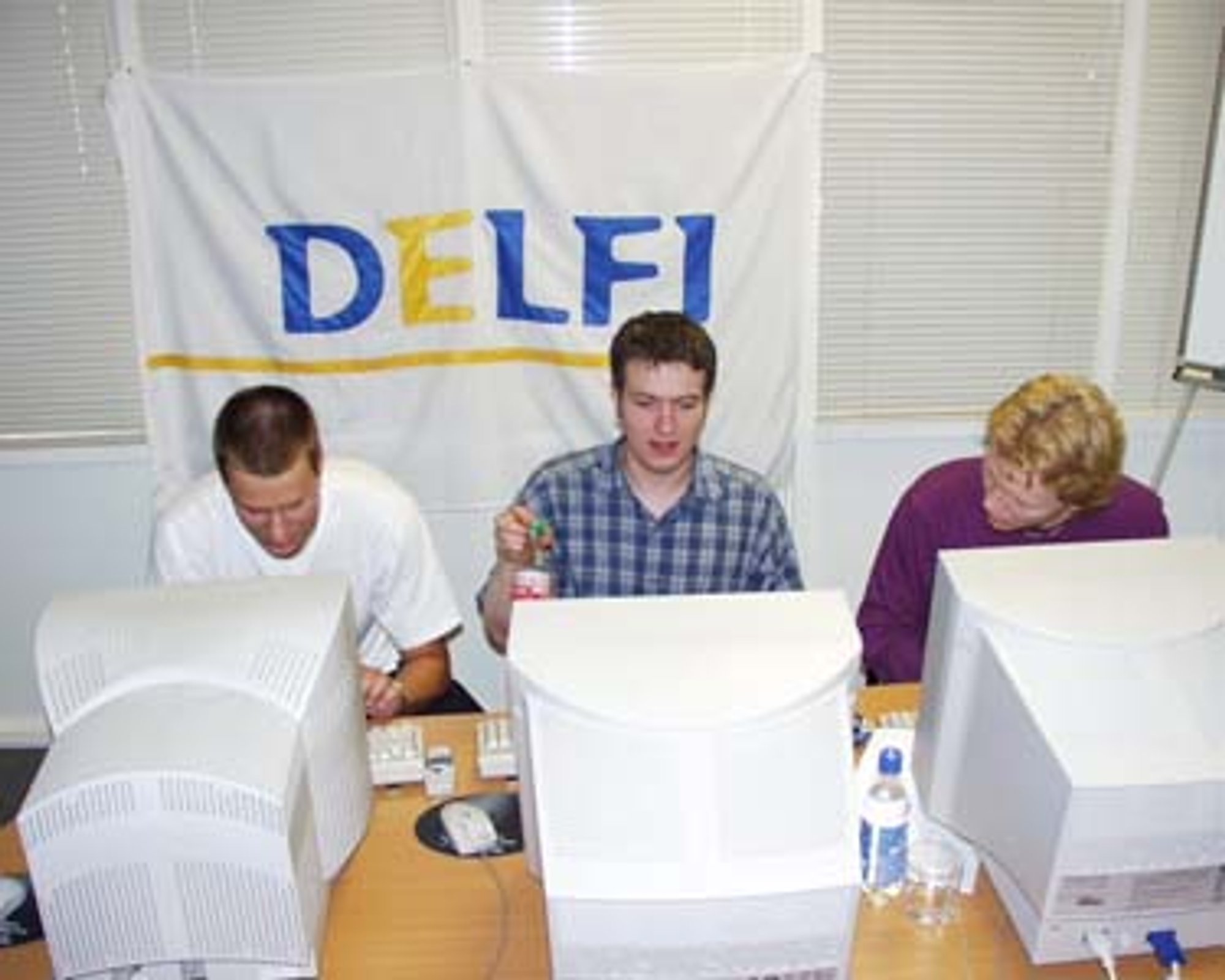 "B'Avarija": internautai mūsų nebepuola - Delfi veidai