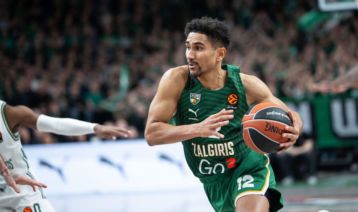 Pagausėjo Kauno „Žalgirio“ krepšininko Maodo Lo šeima - Delfi veidai