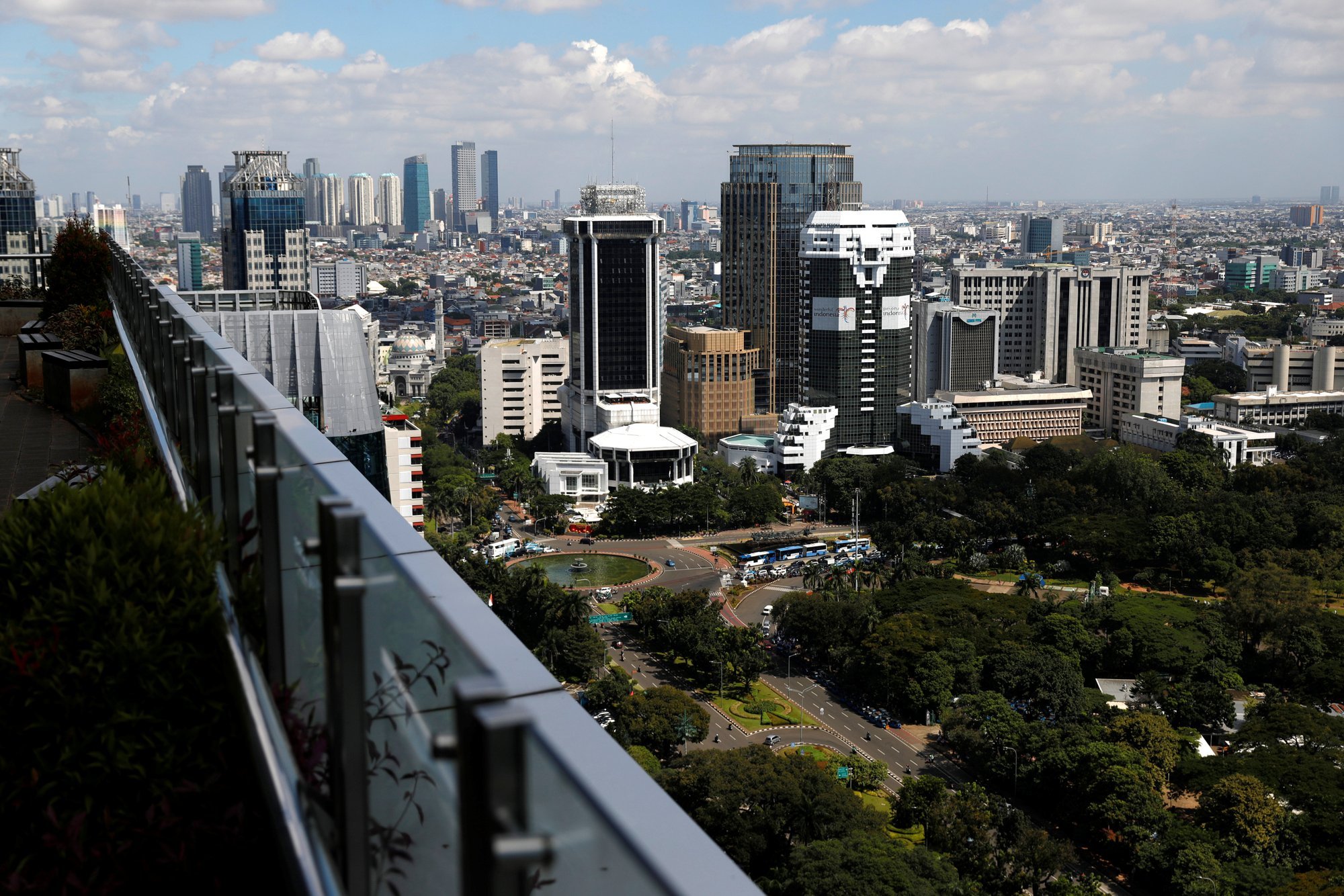 Indonezijos sostinė nebebus Džakarta - Delfi
