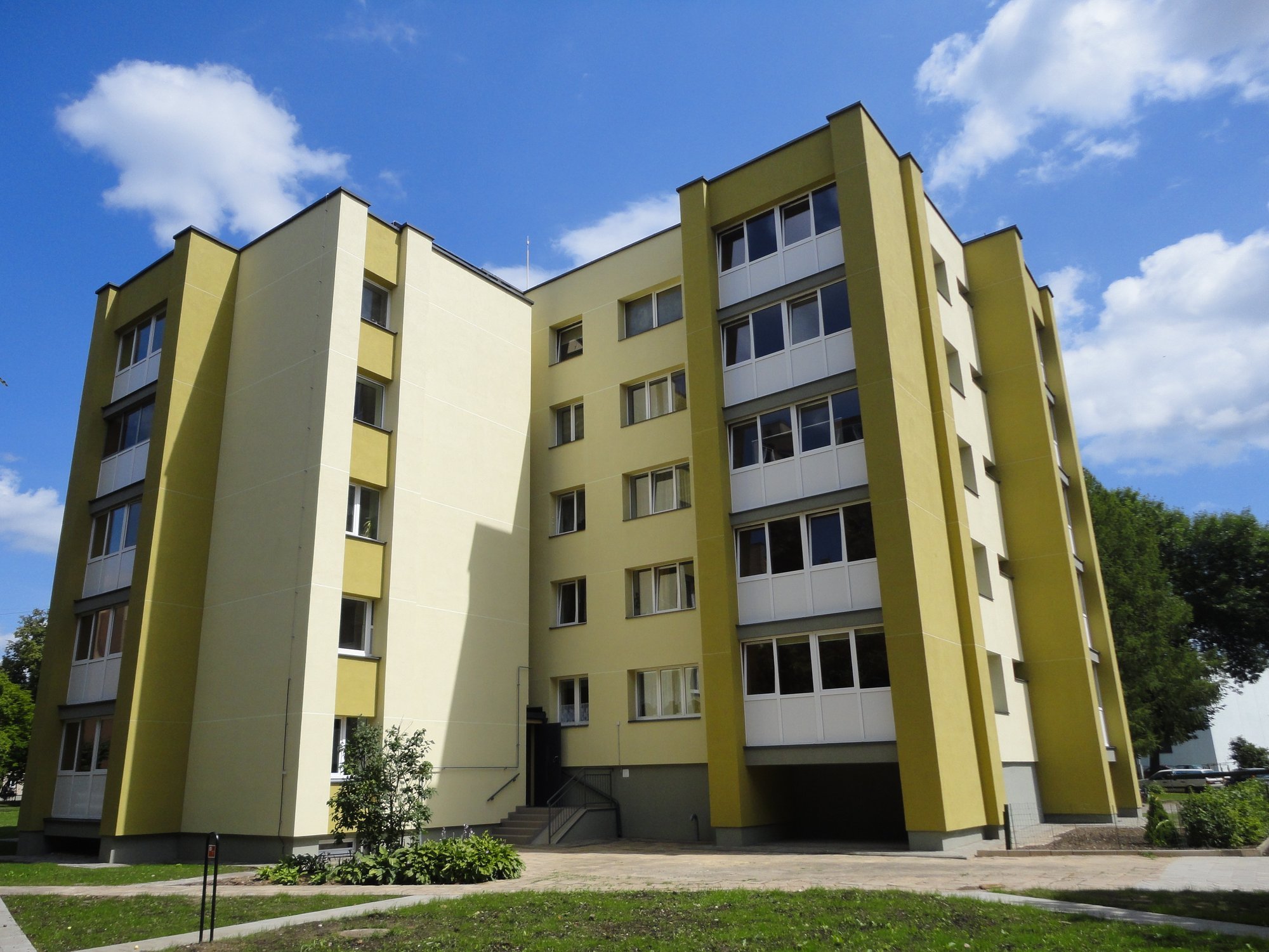 Kai nuo darbų kokybės priklauso viskas: daugiabučio fasado apšiltinimas - Delfi užsakomasis turinys