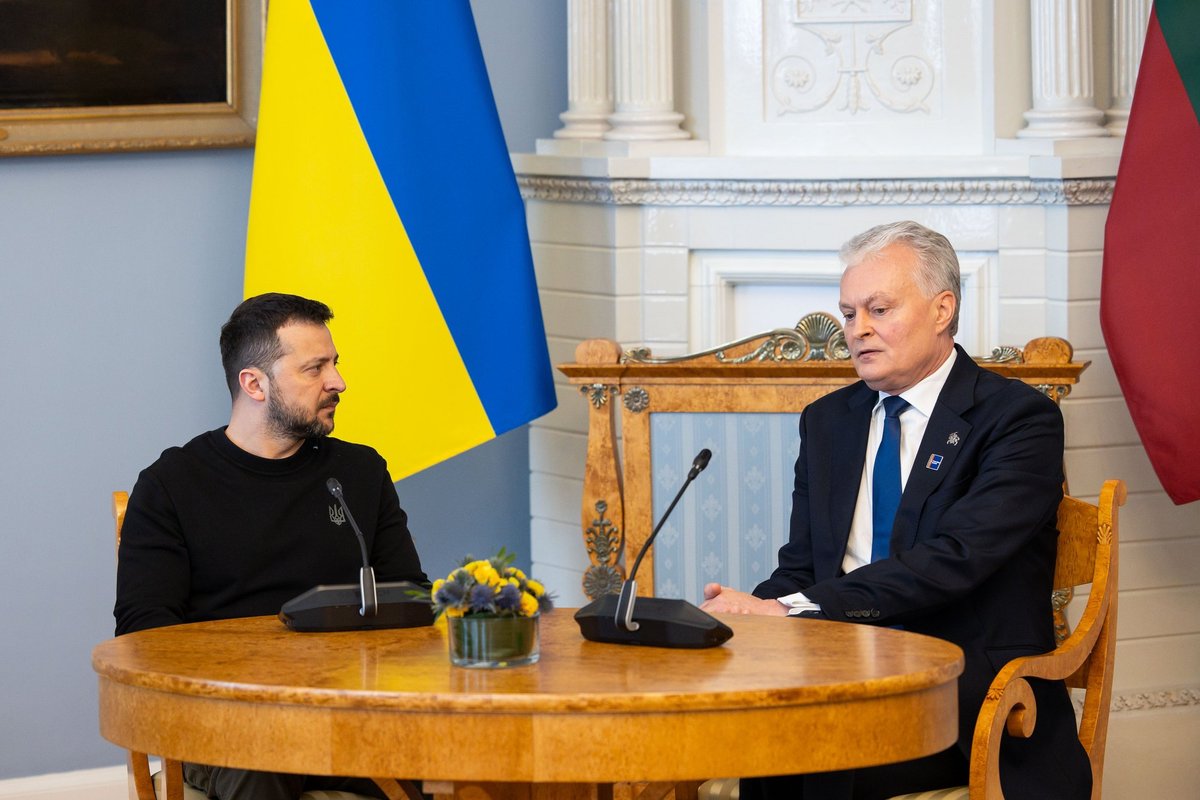 Nausėda, Zelenskyy discuss solutions to war started by Russia - Delfi EN