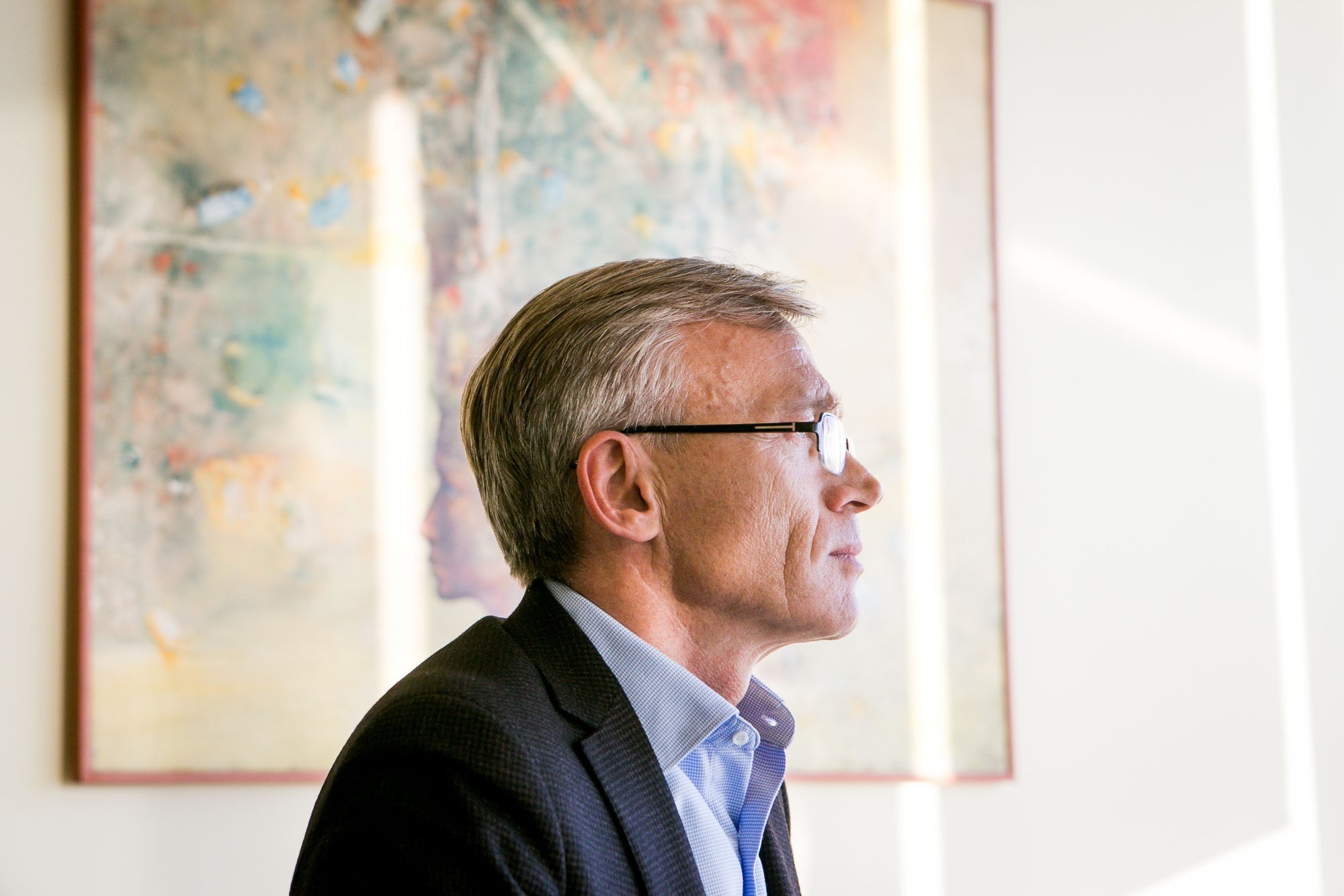 Avulis confronted about why he relocated Hanner holding to Estonia ...