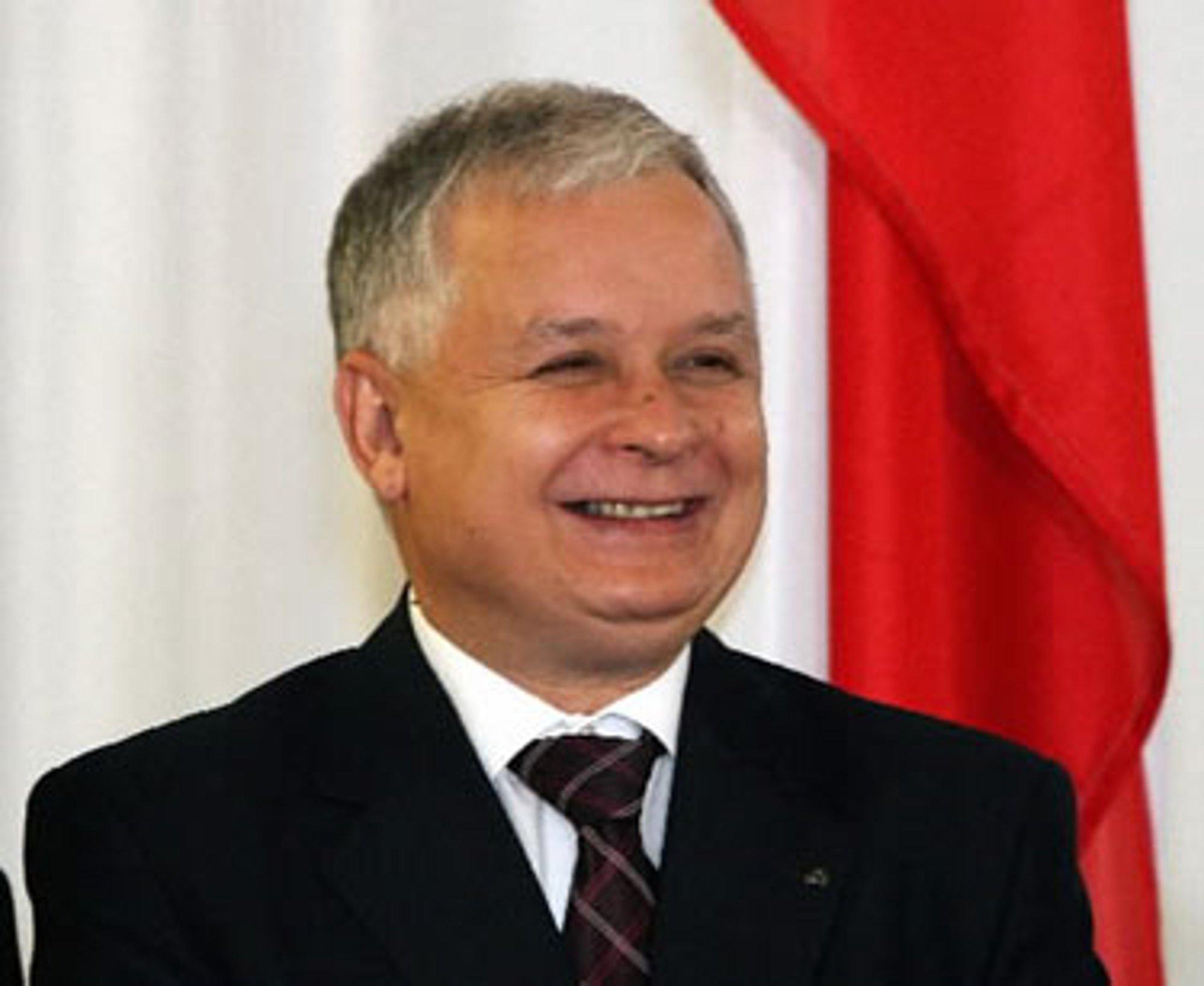 L.Kaczynskis: Lenkiją reikia "atkurti ir apvalyti" - Delfi