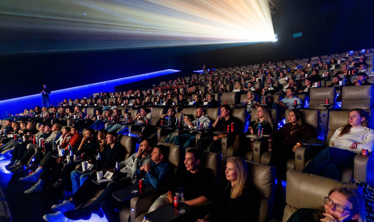 Pirmą kartą Lietuvoje: „Apollo“ kino teatras parodė slaptus būsimų ...