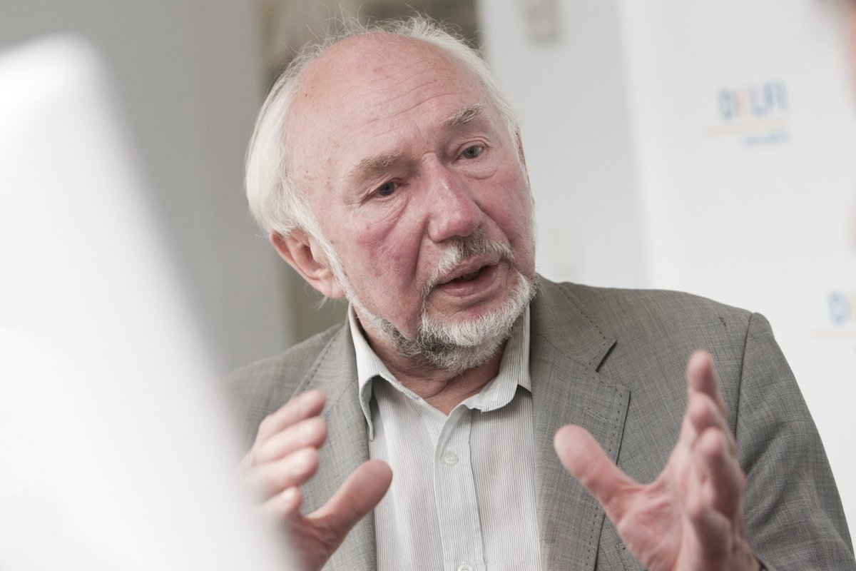 Libertas Klimka kartu su Lietuvos nacionaliniu muziejumi išleido knygą ...