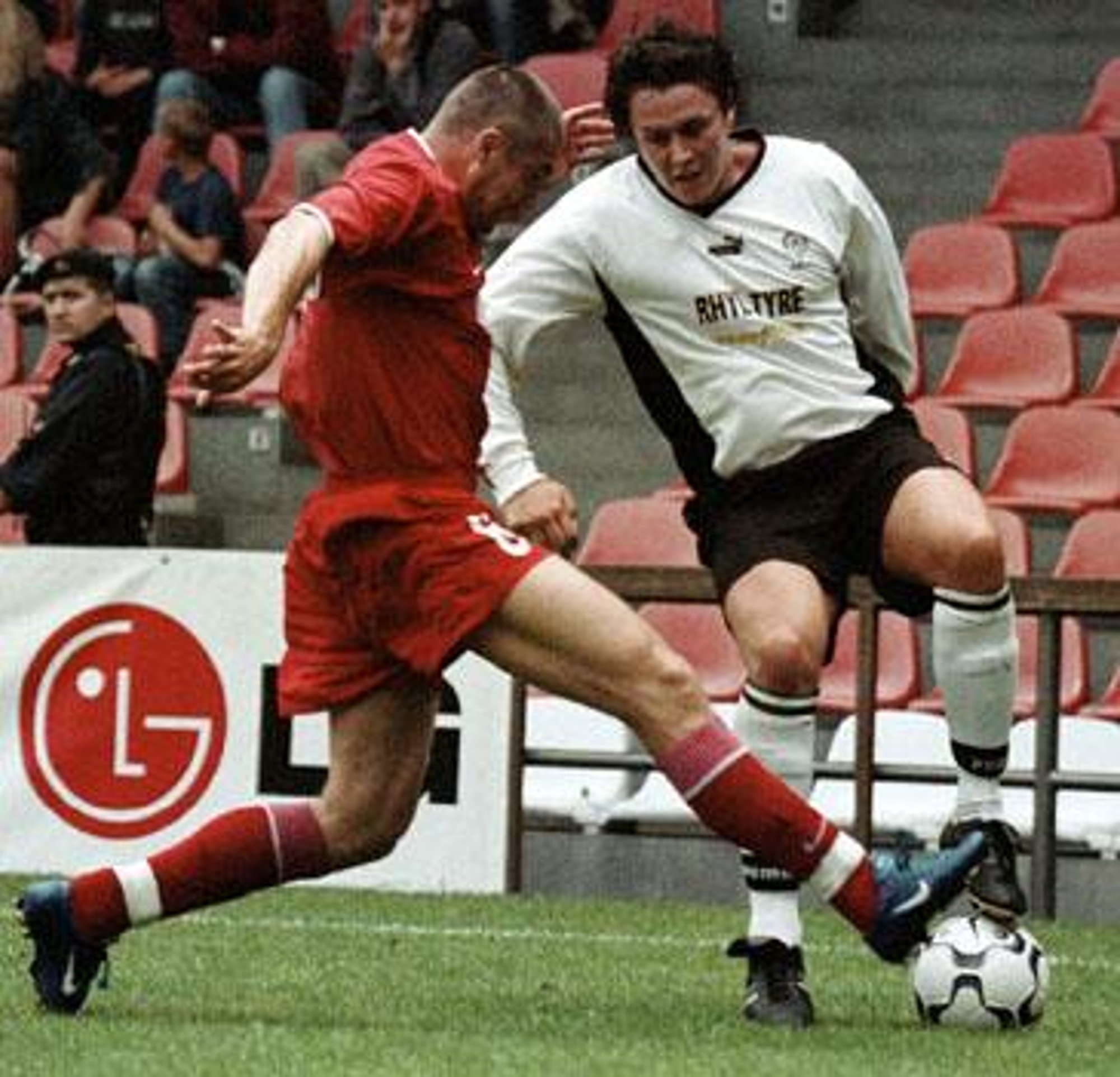 O.Buitkus oficialiai pasirašė sutartį su "Rubin" - Delfi sportas