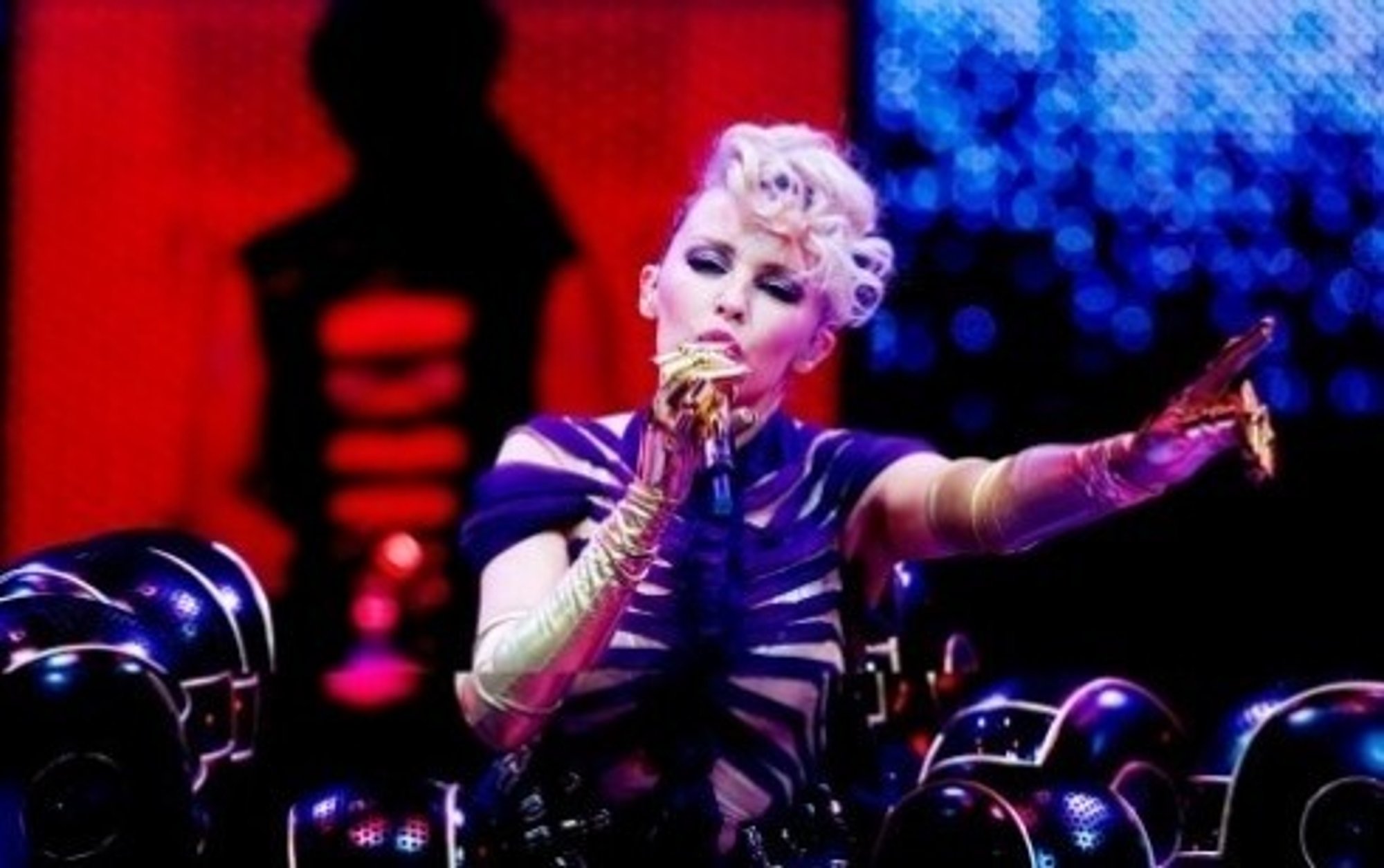 Lietuvoje pirmą kartą koncertuos pop muzikos dievaitė Kylie Minogue ...