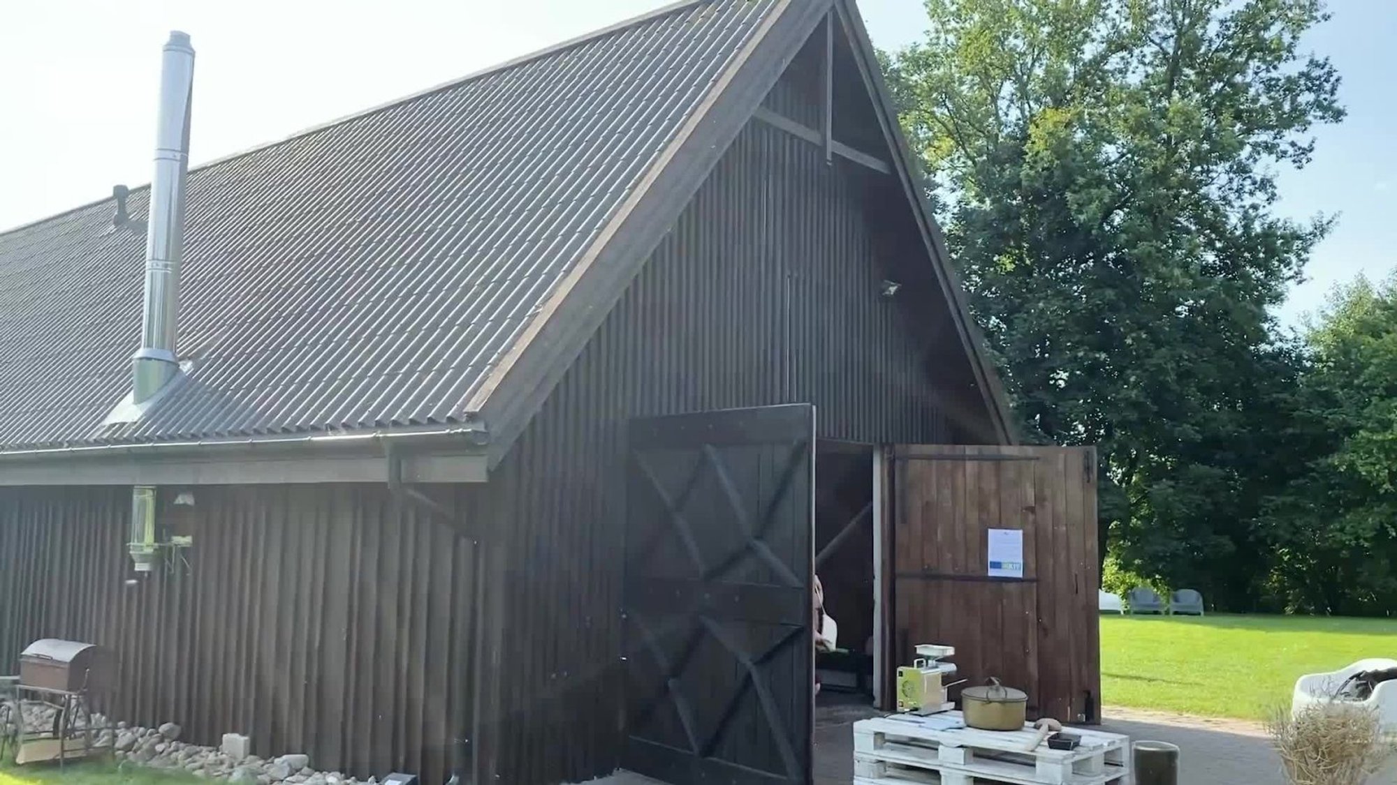 Kaip atrodo renovuotas senas kluonas, kokios klaidos padarytos - Delfi TV